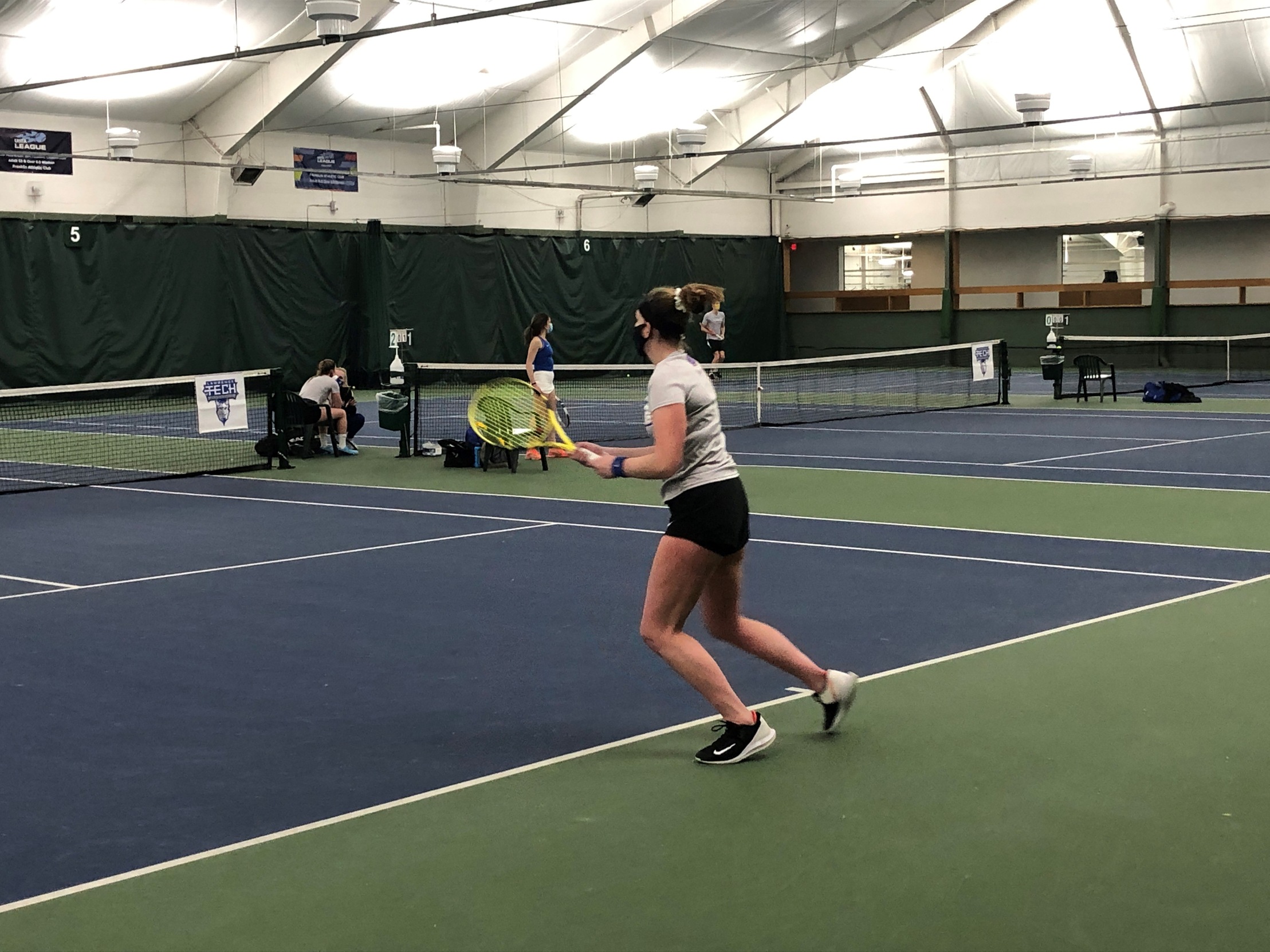 Women's Tennis Beats Davenport 4-3 - Lawrence Technological University