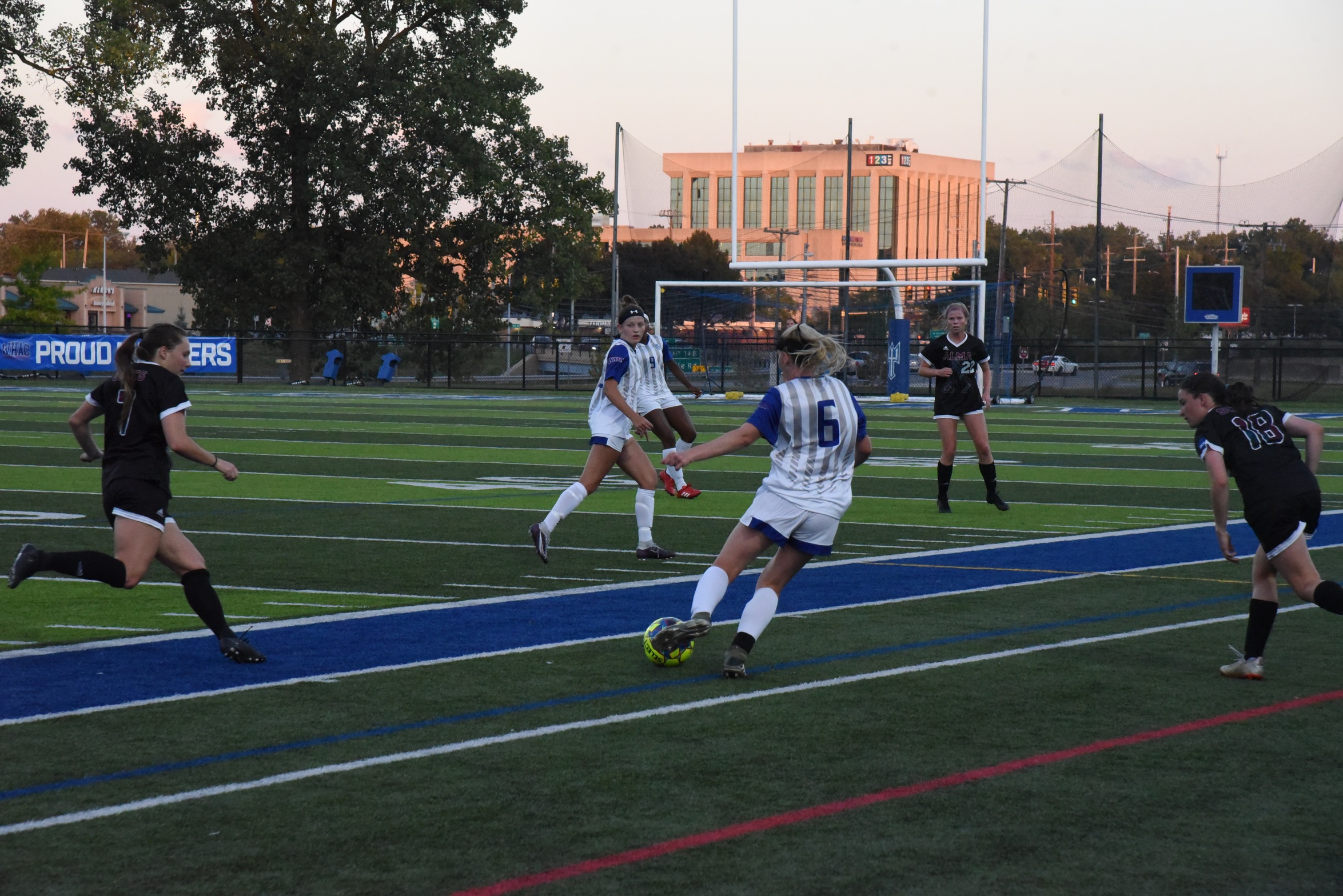 Blue Devils Extend Season Opening Winning Streak to Two - Lawrence ...