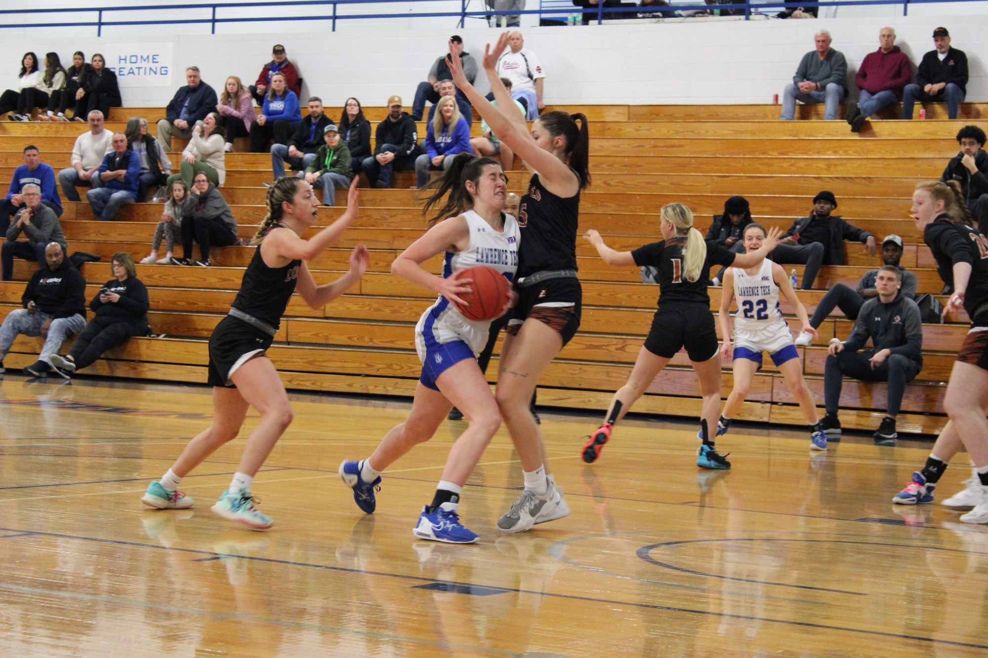 Jade Faris - 2023-24 - Women's Basketball - Lawrence Technological ...