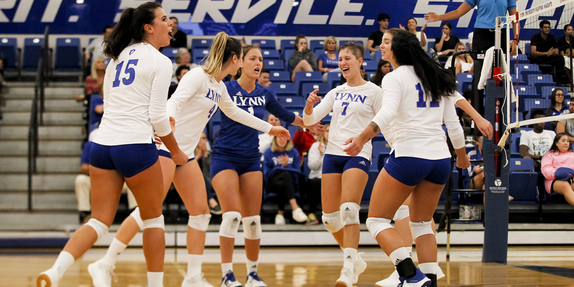 Volleyball sweeps Sharks, Sets Record - Lynn University