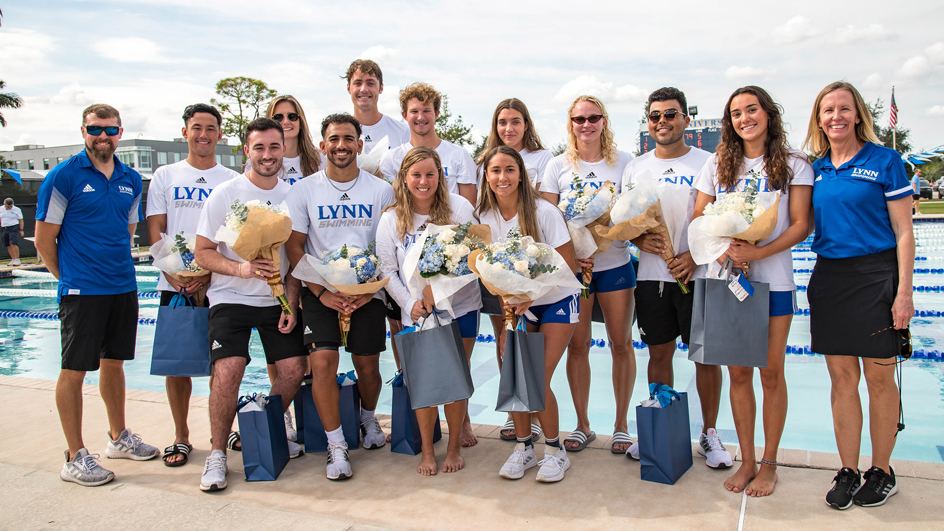 Swimming collects 12 wins against Rollins - Lynn University