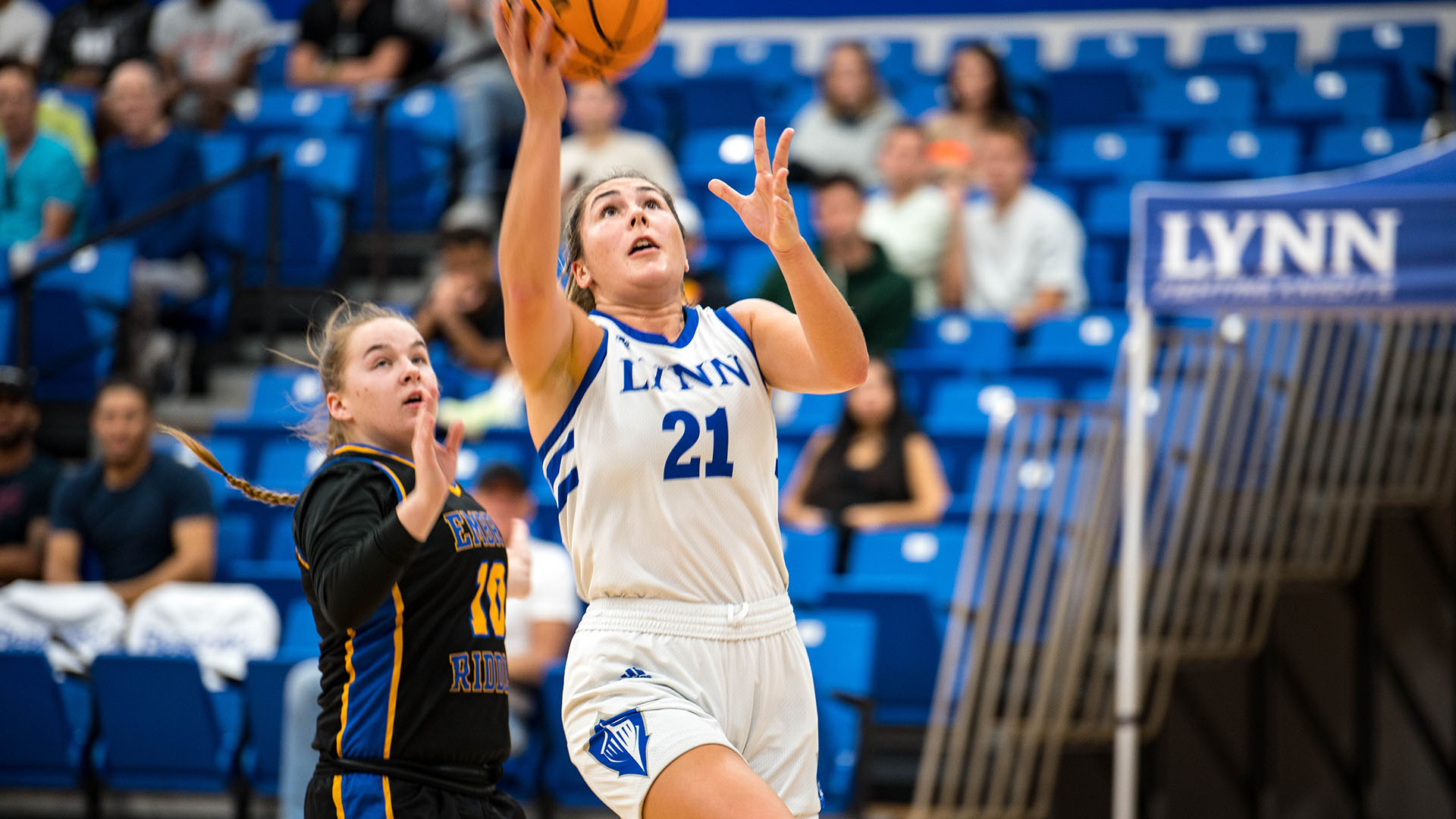 Meghan Cramb - 2022-23 - Women's Basketball - Lynn University