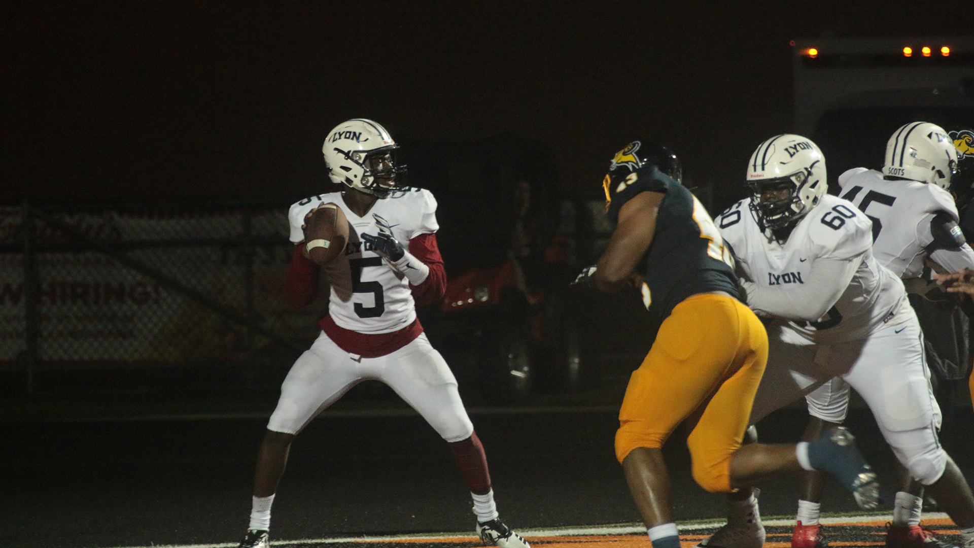 Isaiah Bradford - 2021 - Football - Lyon College