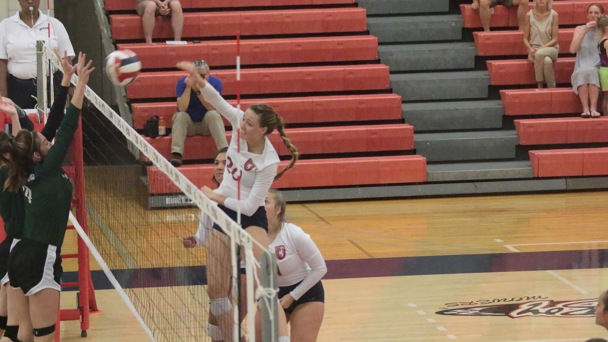 Alley Edwards - 2020 - Women's Volleyball - Lyon College