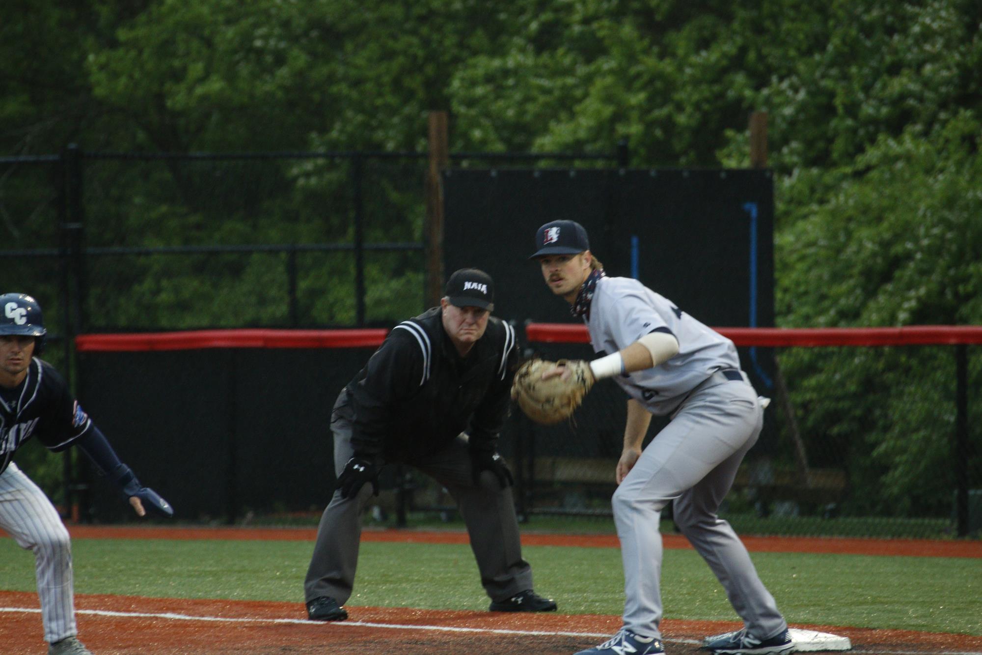 Scots baseball tripped up by Columbia College, forces extra game - Lyon ...