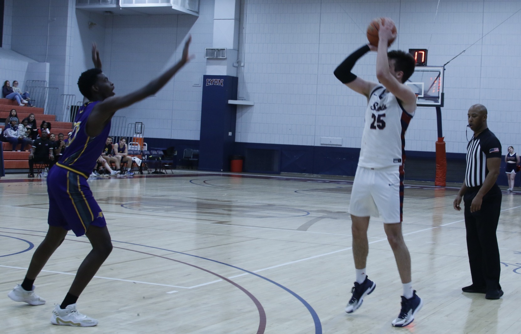 Scots drop AMC contest at Central Baptist College - Lyon College