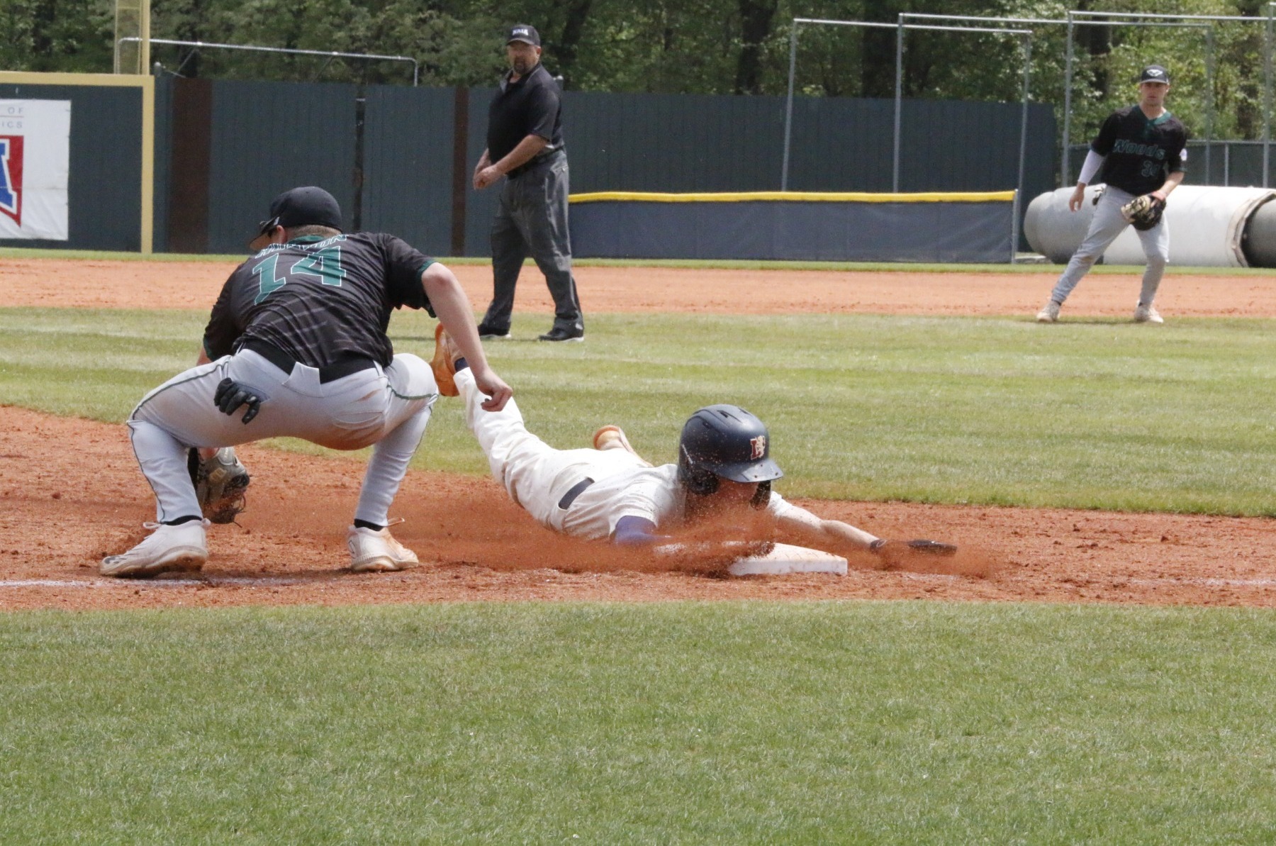 Scots baseball drops series finale to William Woods - Lyon College