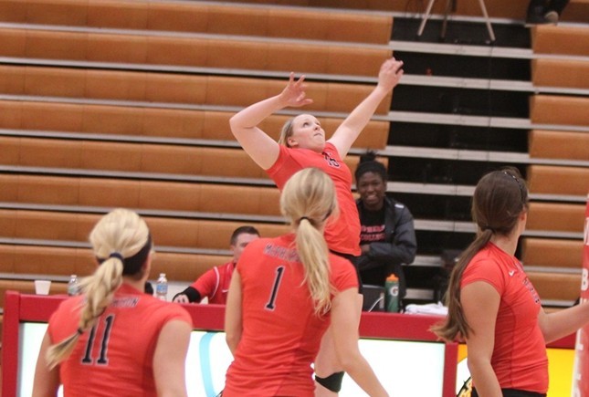 Phoebe Barton - Volleyball - McPherson College Athletics