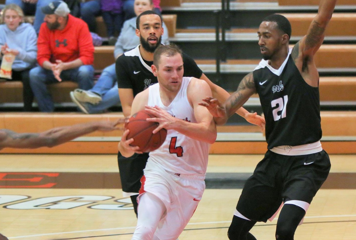 Aaron Bachura - Men's Basketball - McPherson College Athletics