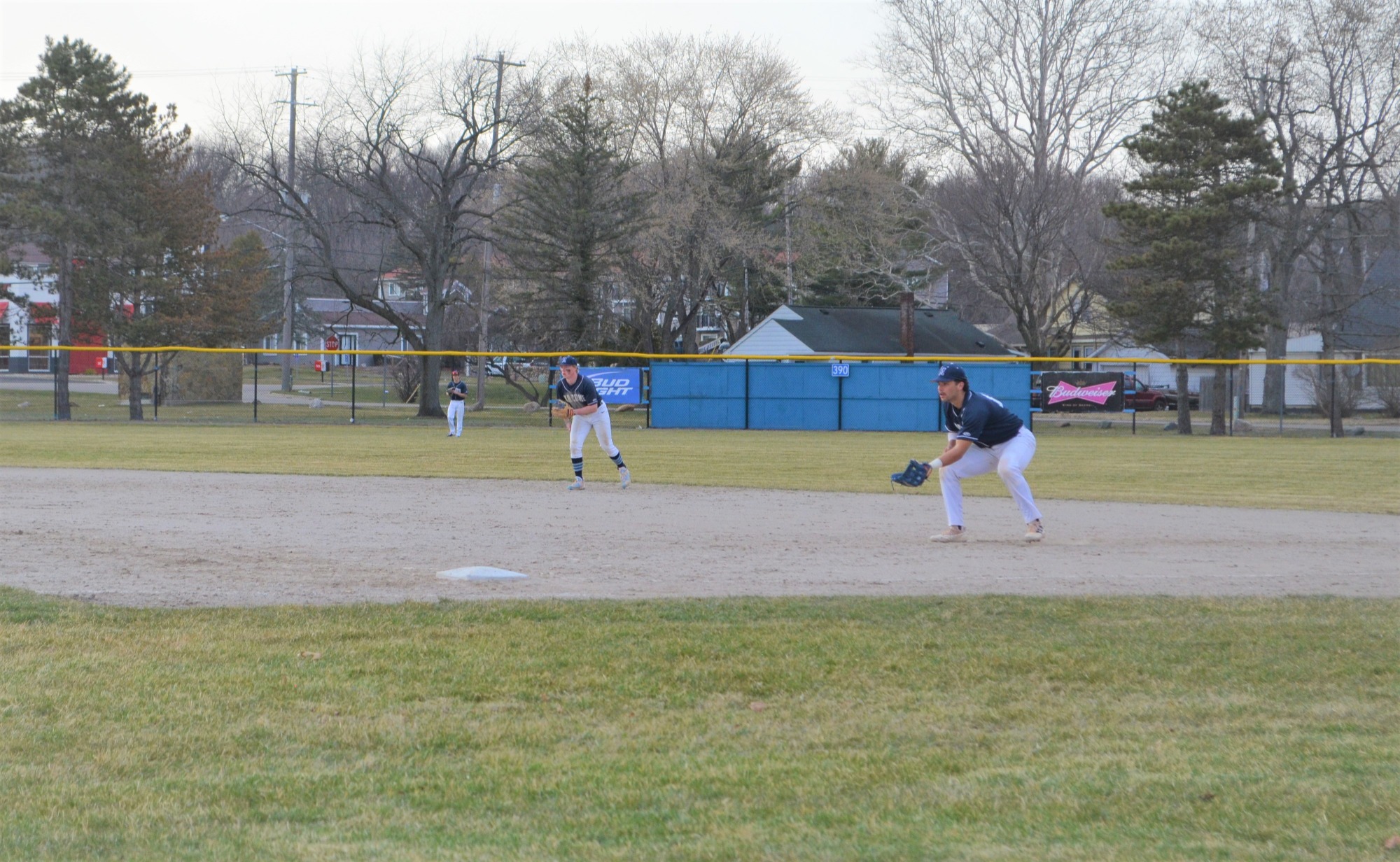 LEAGUE FAVORITE STARS TAKE TWO FROM THE MONARCHS - Macomb Community ...