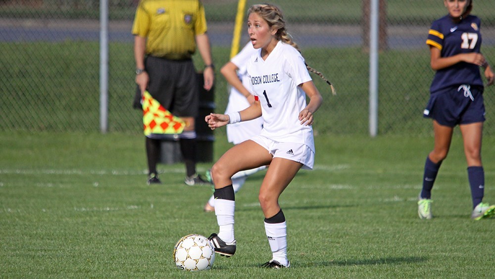 Arianna Viscarra - 2016 - Women's Soccer - Madison College Athletics