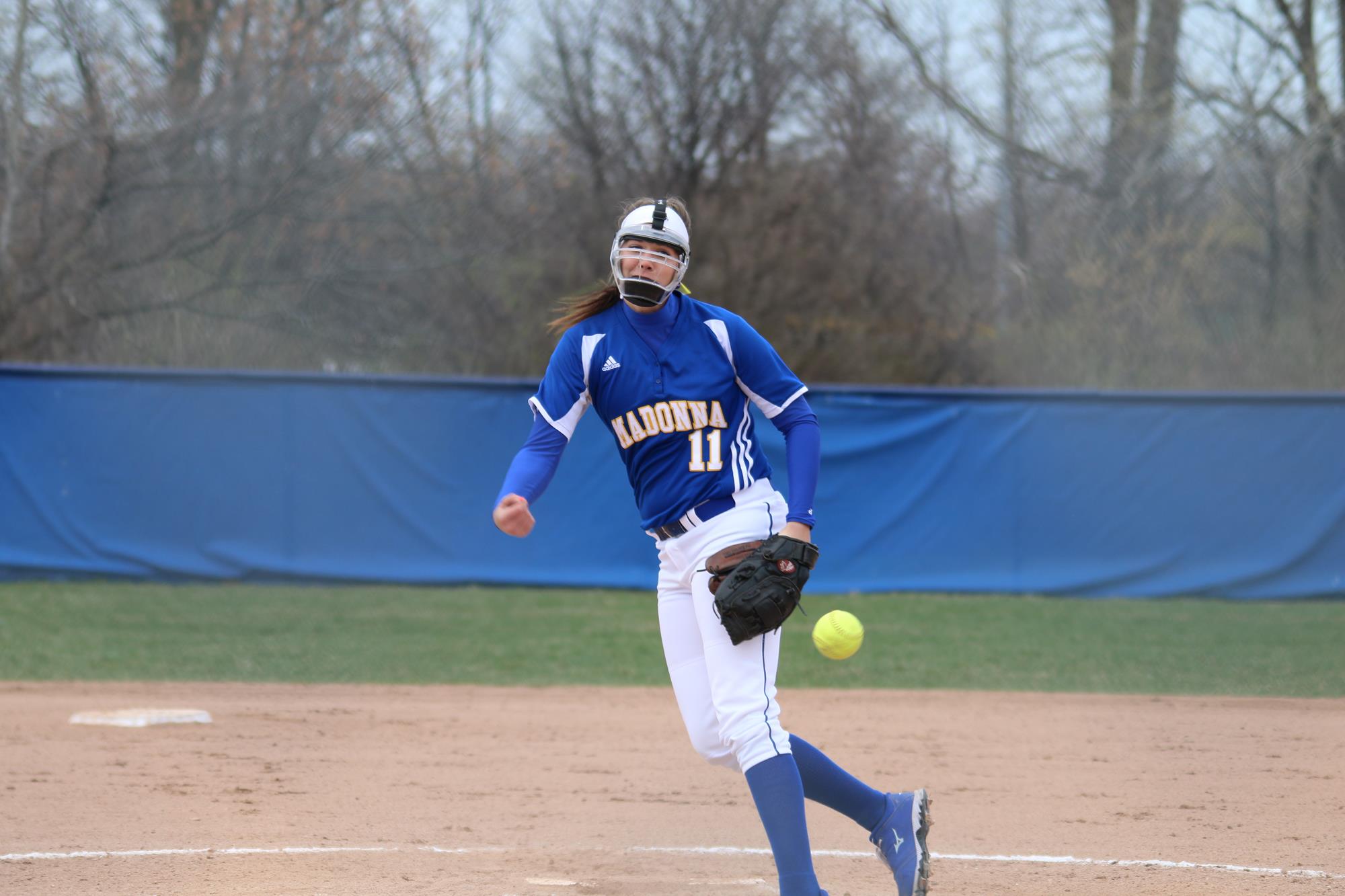 Erin Combs - Softball - Madonna University Athletics