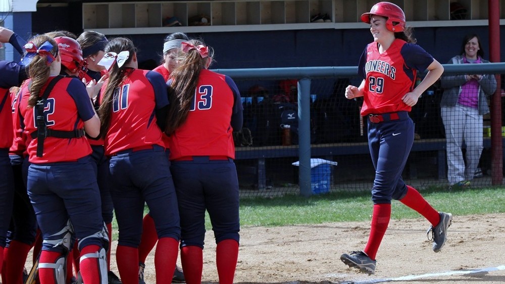 Alexa Holztrager - 2016 - Softball - Malone University Athletics