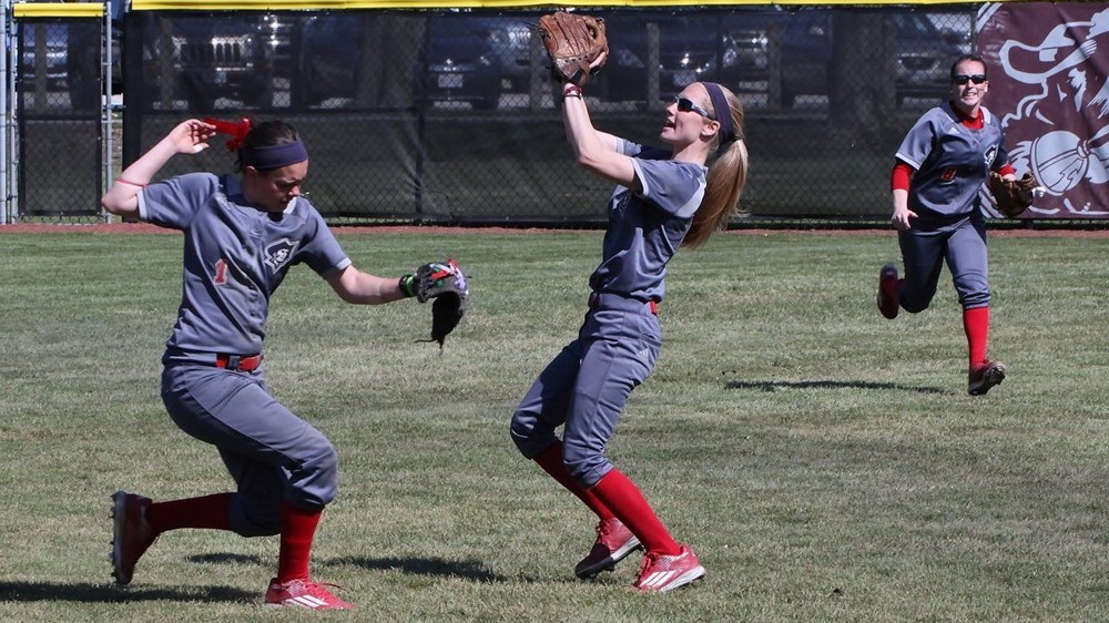 Taylor Lauer - 2017 - Softball - Malone University Athletics