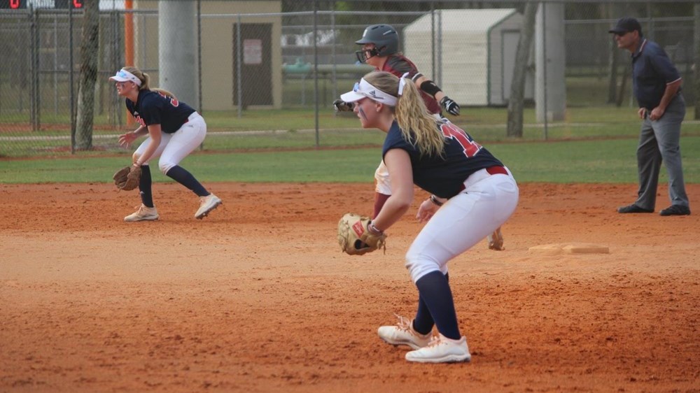 Lauren Bennett - 2022 - Softball - Malone University Athletics