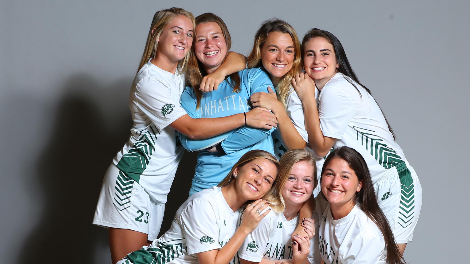 Annie Doerr - Women's Soccer - Manhattan College Athletics