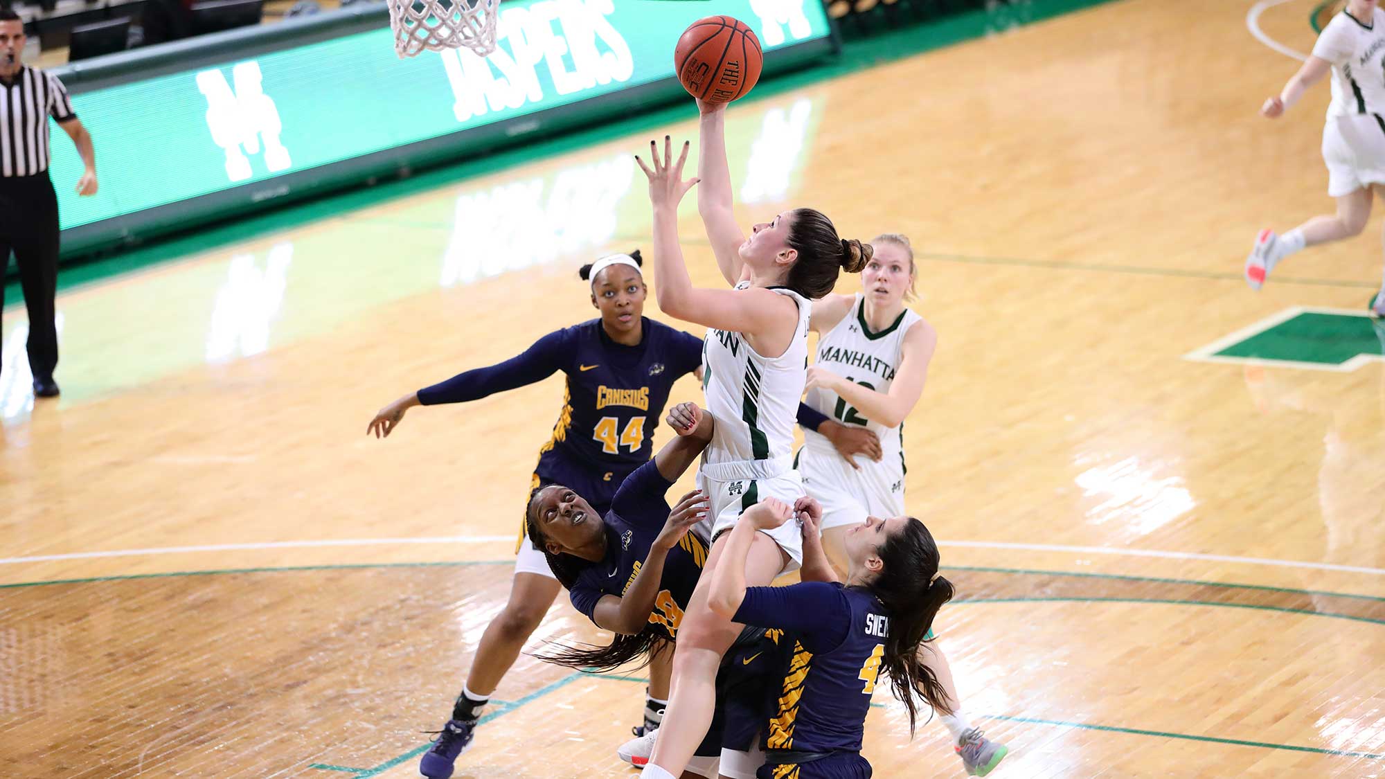 Jaspers Take Down Canisius - Manhattan College Athletics