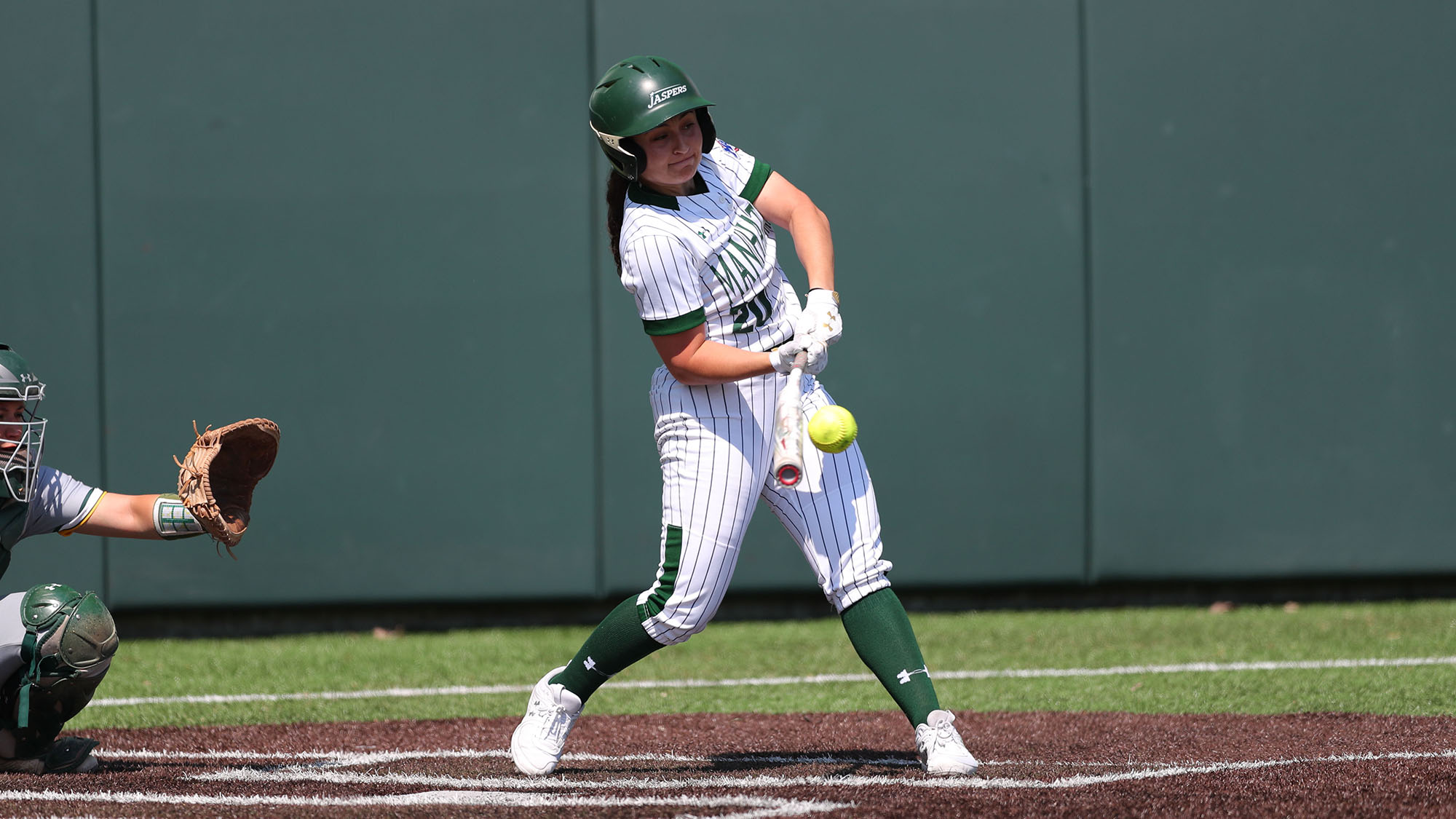 Victoria Alonso - Softball - Manhattan College Athletics