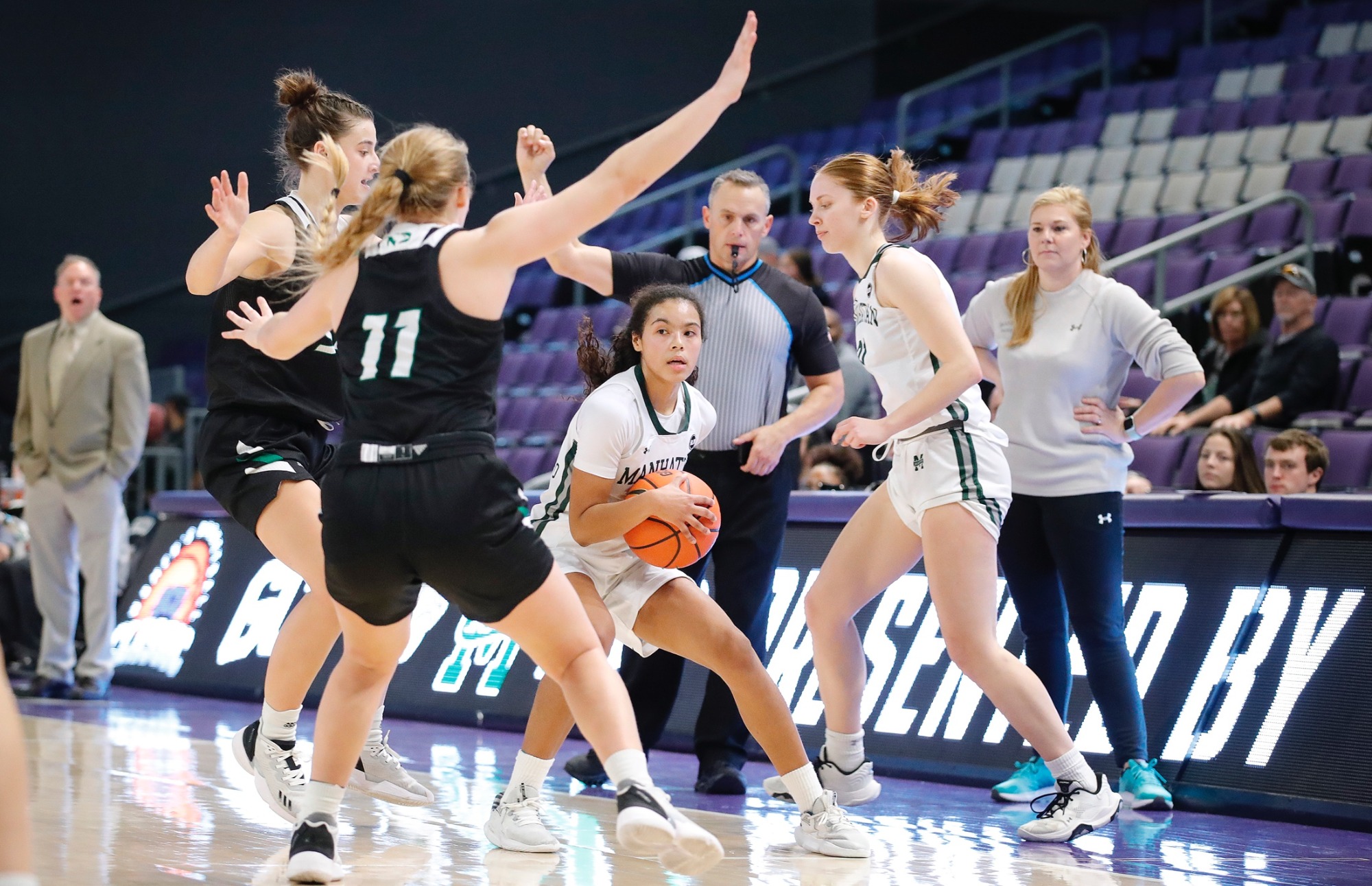 Late Surge Sends Fighting Hawks Past Jaspers - Manhattan College Athletics