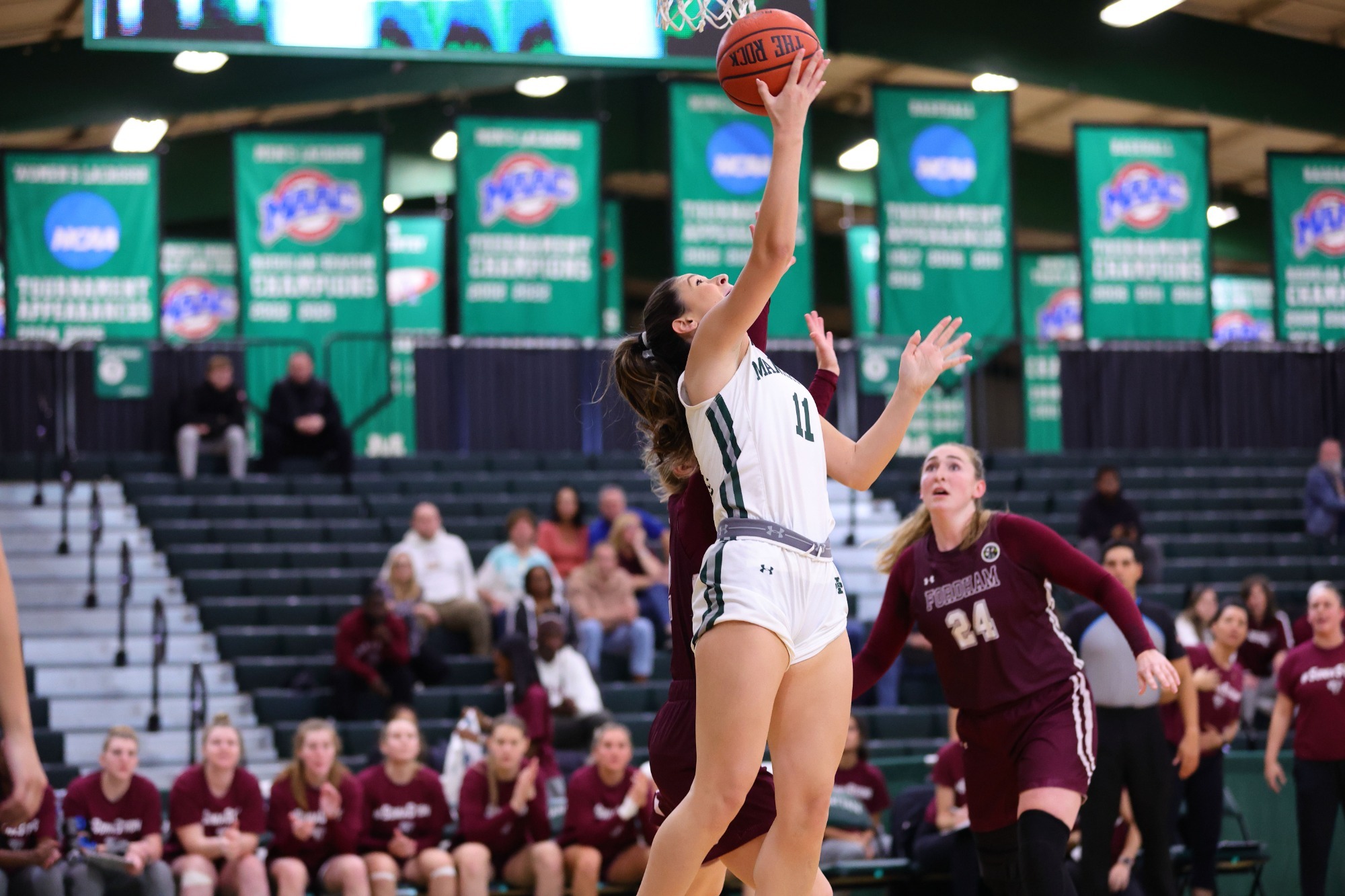 Emily LaPointe - Women's Basketball - Manhattan College Athletics