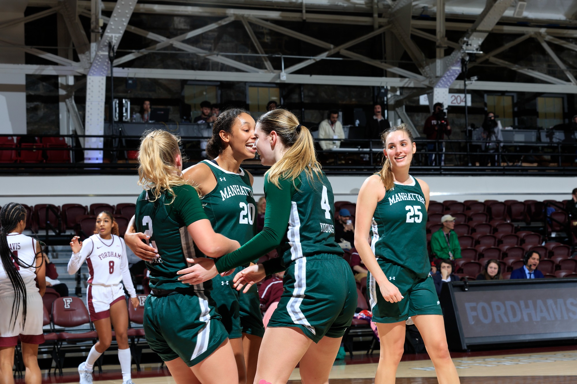 Manhattan Wins Battle of the Bronx, 58-44 - Manhattan College Athletics
