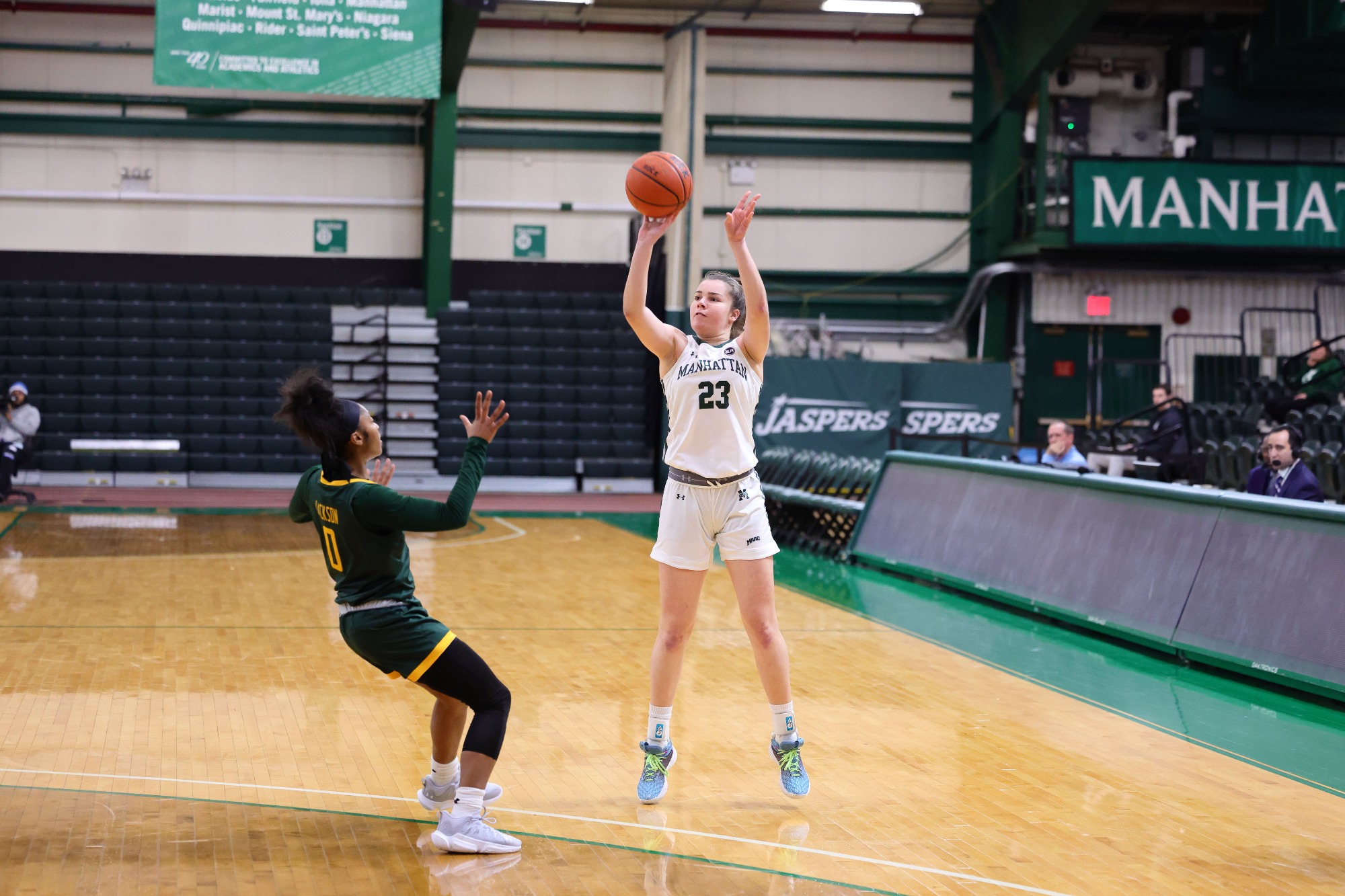 Women’s Hoops Wins First Game of 2024 - Manhattan College Athletics
