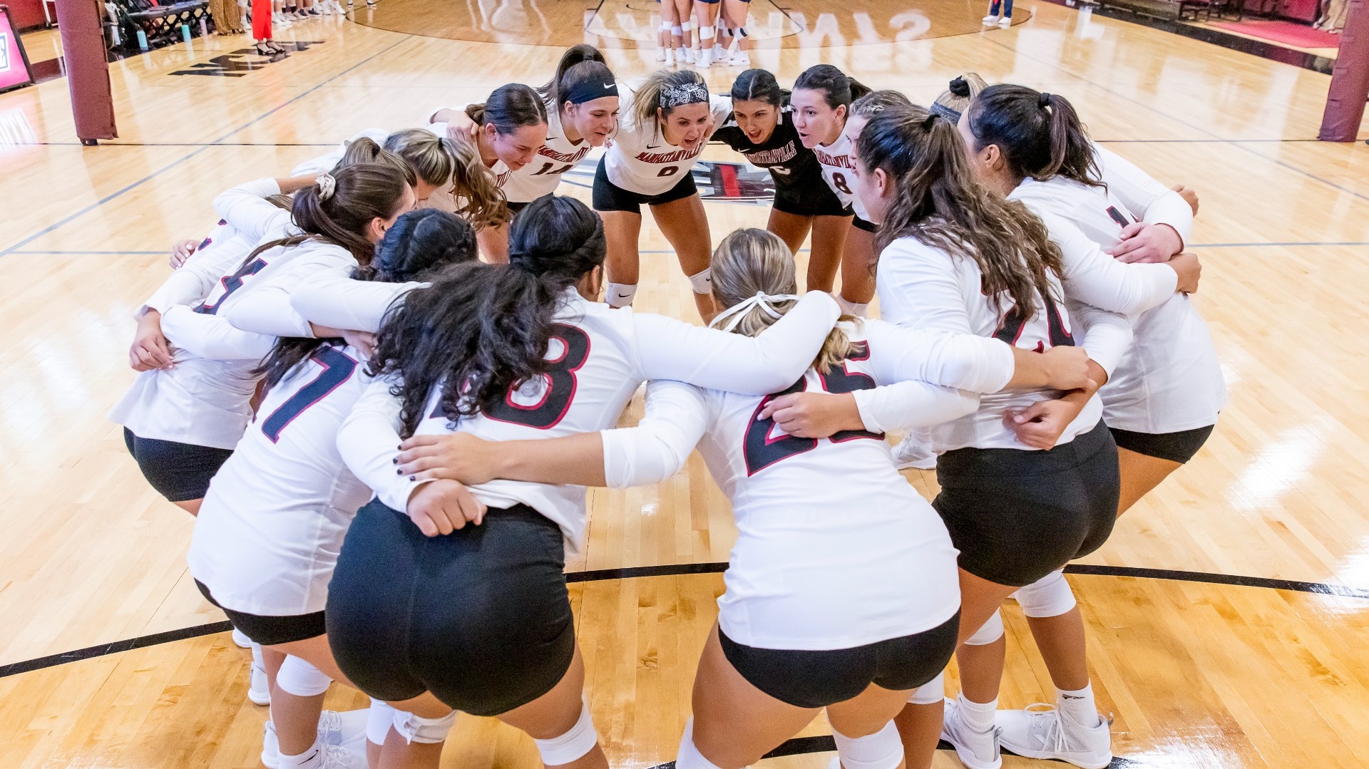 Women's Volleyball Returns to Skyline Championship Match With 3-0 Sweep ...