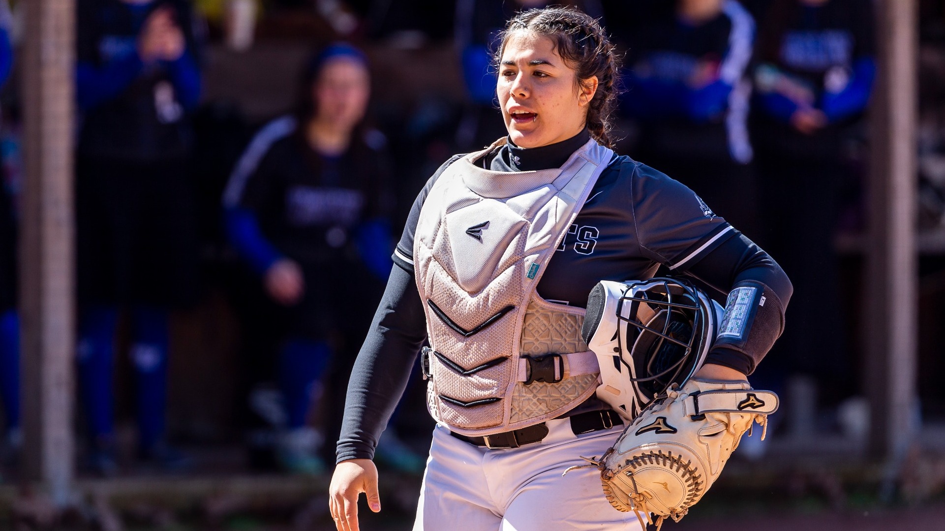 Amaya Esparza - Softball - Manhattanville University Athletics