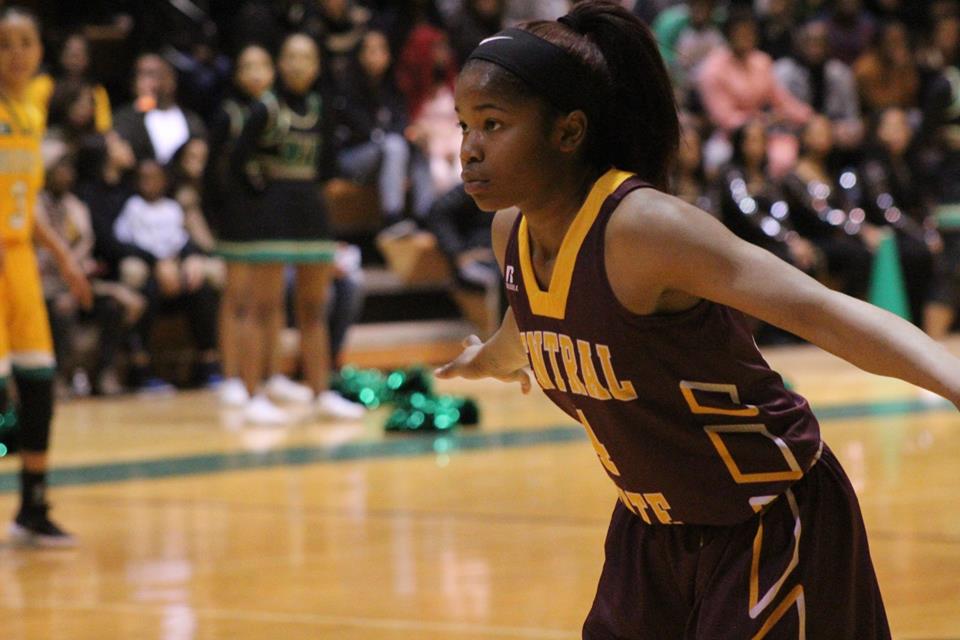 Jaeda Davis - Women's Basketball - Central State University Athletics