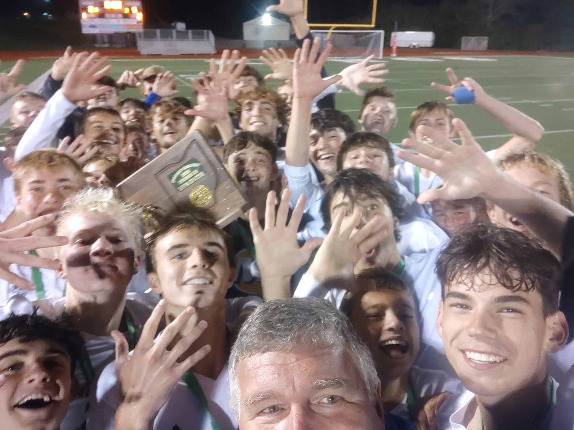 DISTRICT CHAMPIONS - Mariemont Warriors Athletics - Official Athletics ...