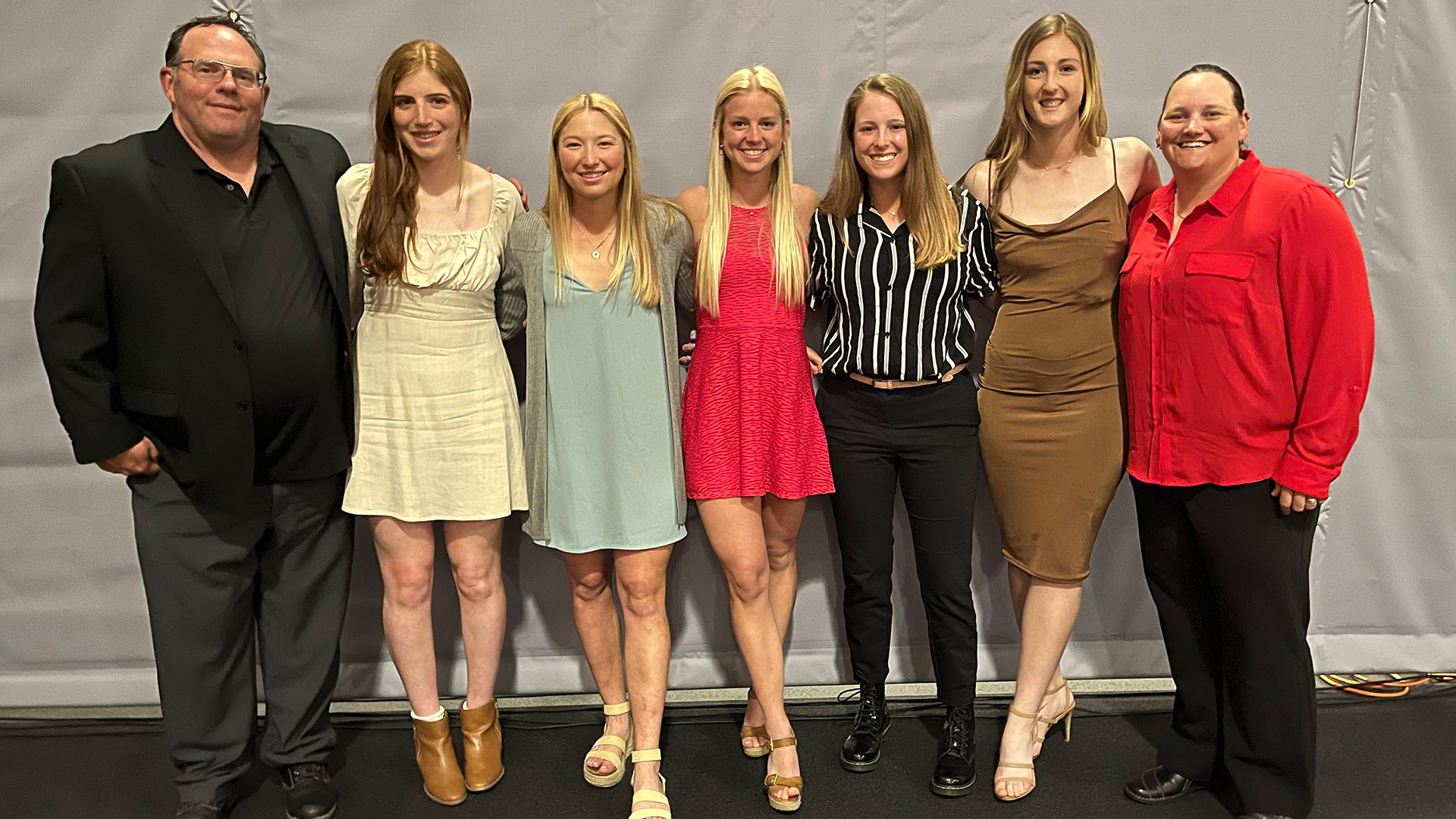 Marist Softball Hosts Lafayette on Senior Day - Marist College Athletics