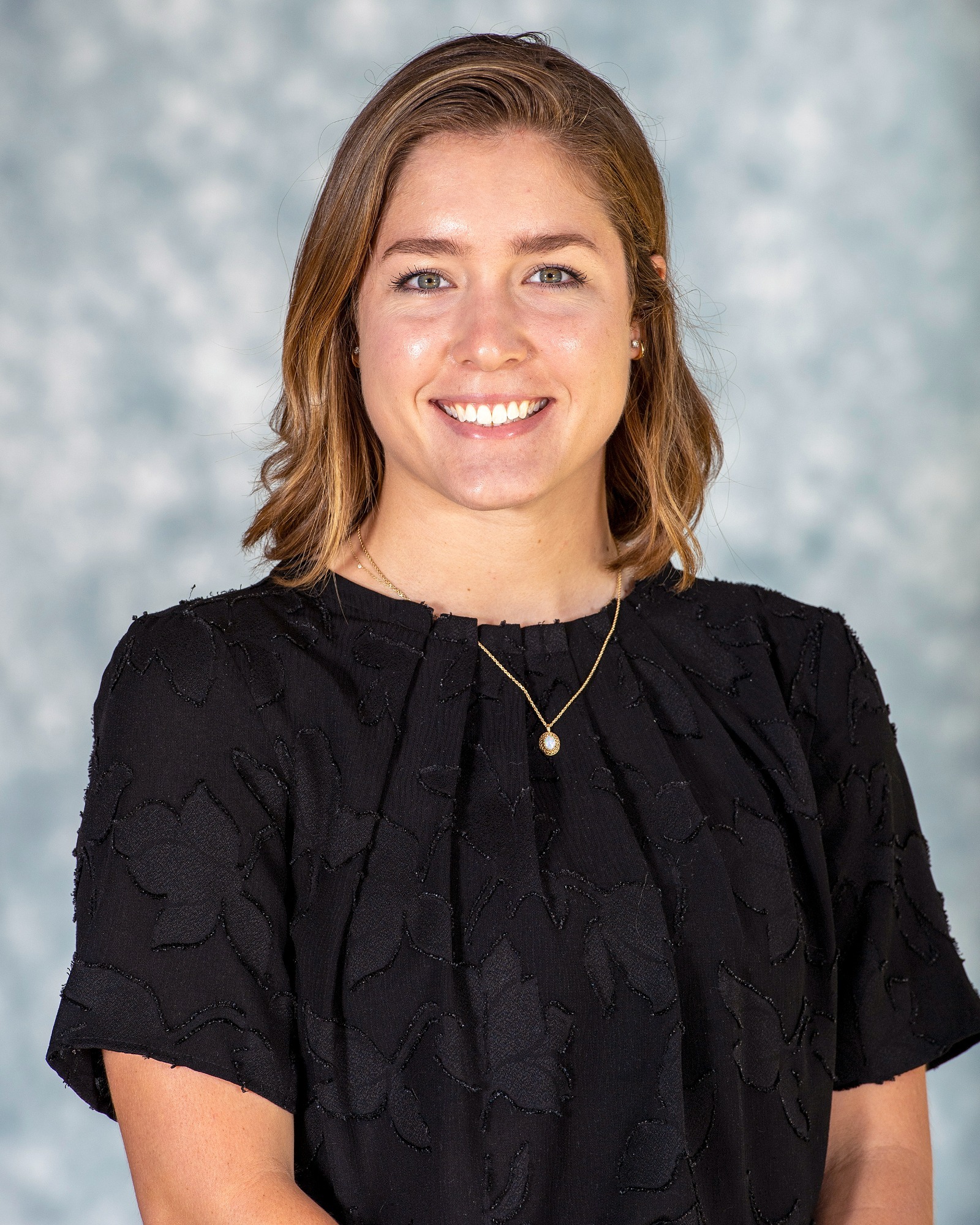 Abigail String - Men's Swimming & Diving Coach - Marist College Athletics