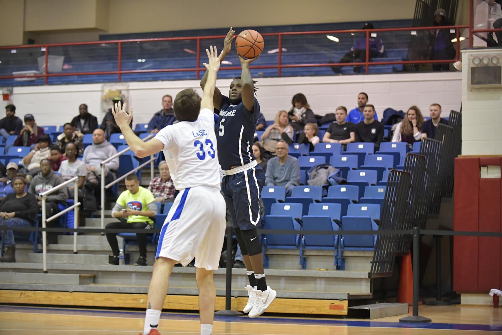 Isaiah Hayes - Men's Basketball - Maritime College Athletics