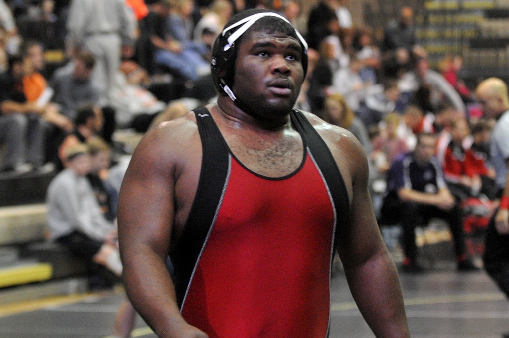 Donnell Walker - 2016-17 - Wrestling - Maryville University Athletics