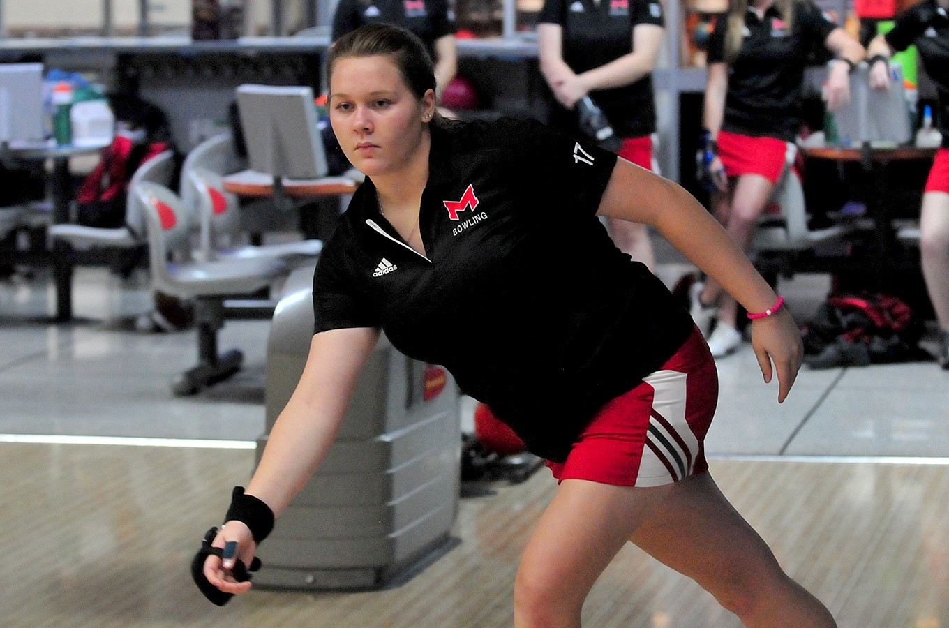 Ellie Paul - 2019-20 - Women's Bowling - Maryville University Athletics