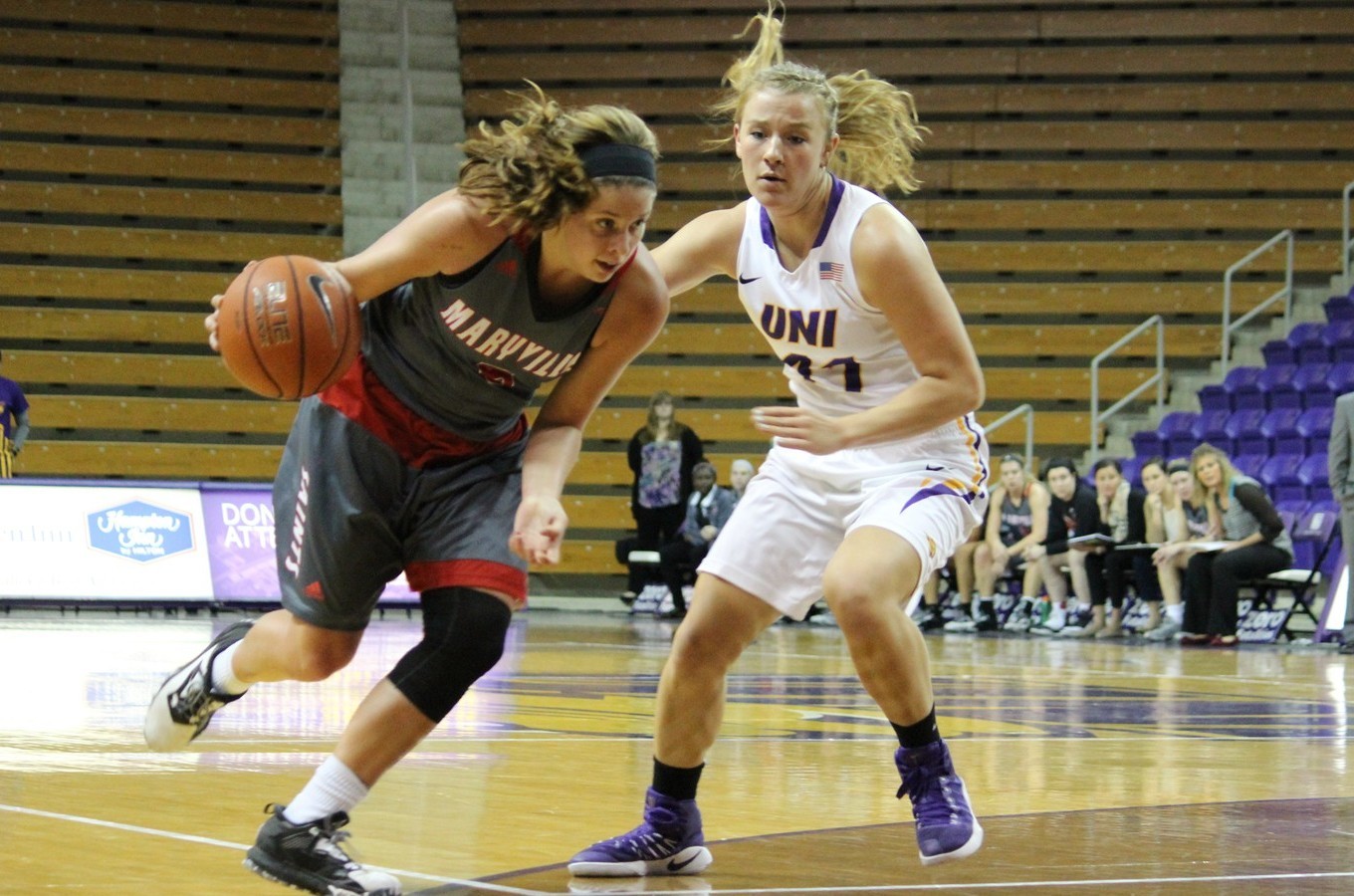 Amanda Ponce - 2017-18 - Women's Basketball - Maryville University ...