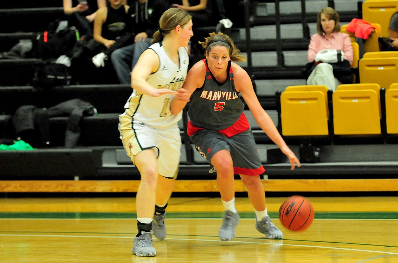 Amanda Ponce - 2017-18 - Women's Basketball - Maryville University ...