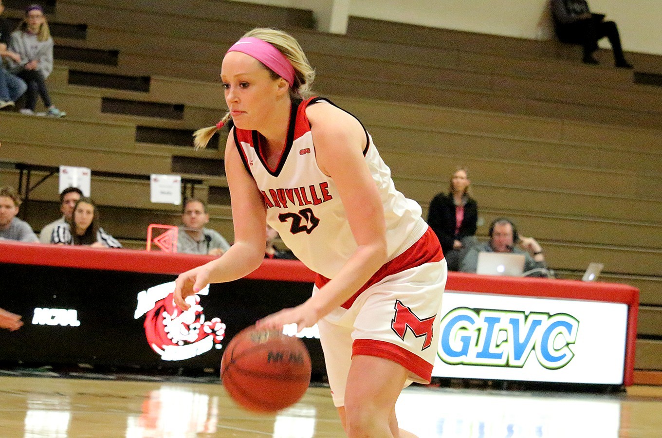 Alex Hillyer - 2015-16 - Women's Basketball - Maryville University ...