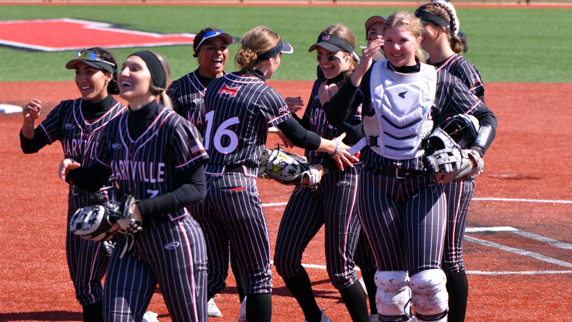 Saints Finish Four-Game Sweep of Parkside on Sunday - Maryville ...