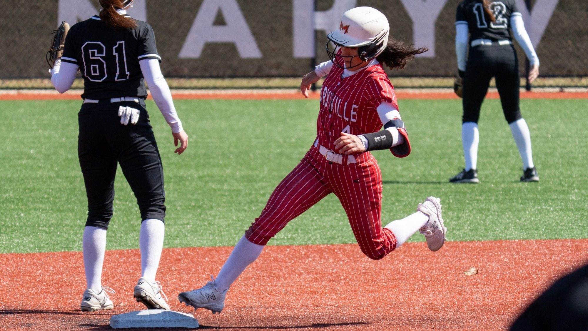 Maryville Splits First GLVC Doubleheader with UIS - Maryville ...