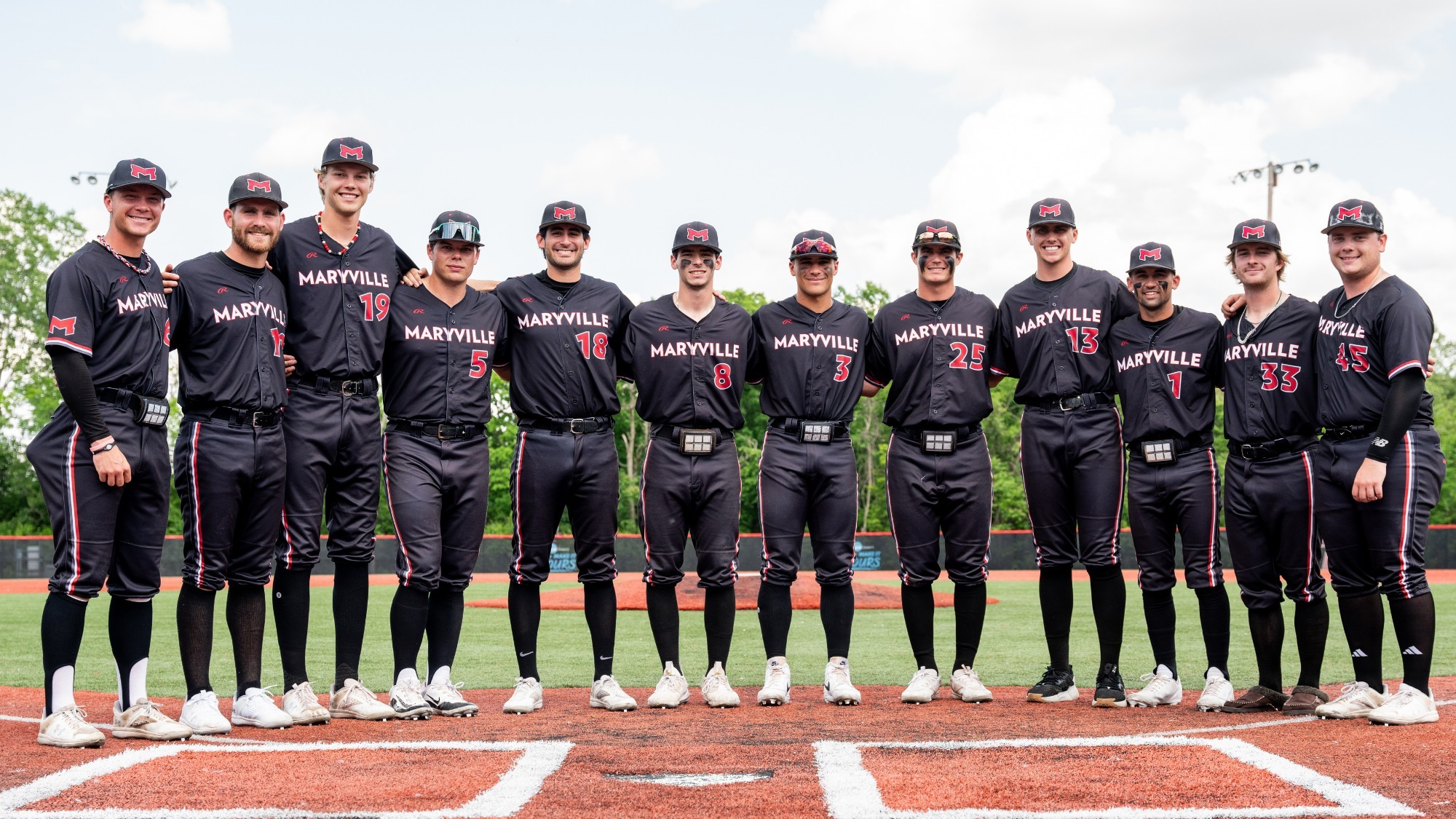 Maryville Upperclassmen Carry the Load in 10-3 Senior Day Win Over ...