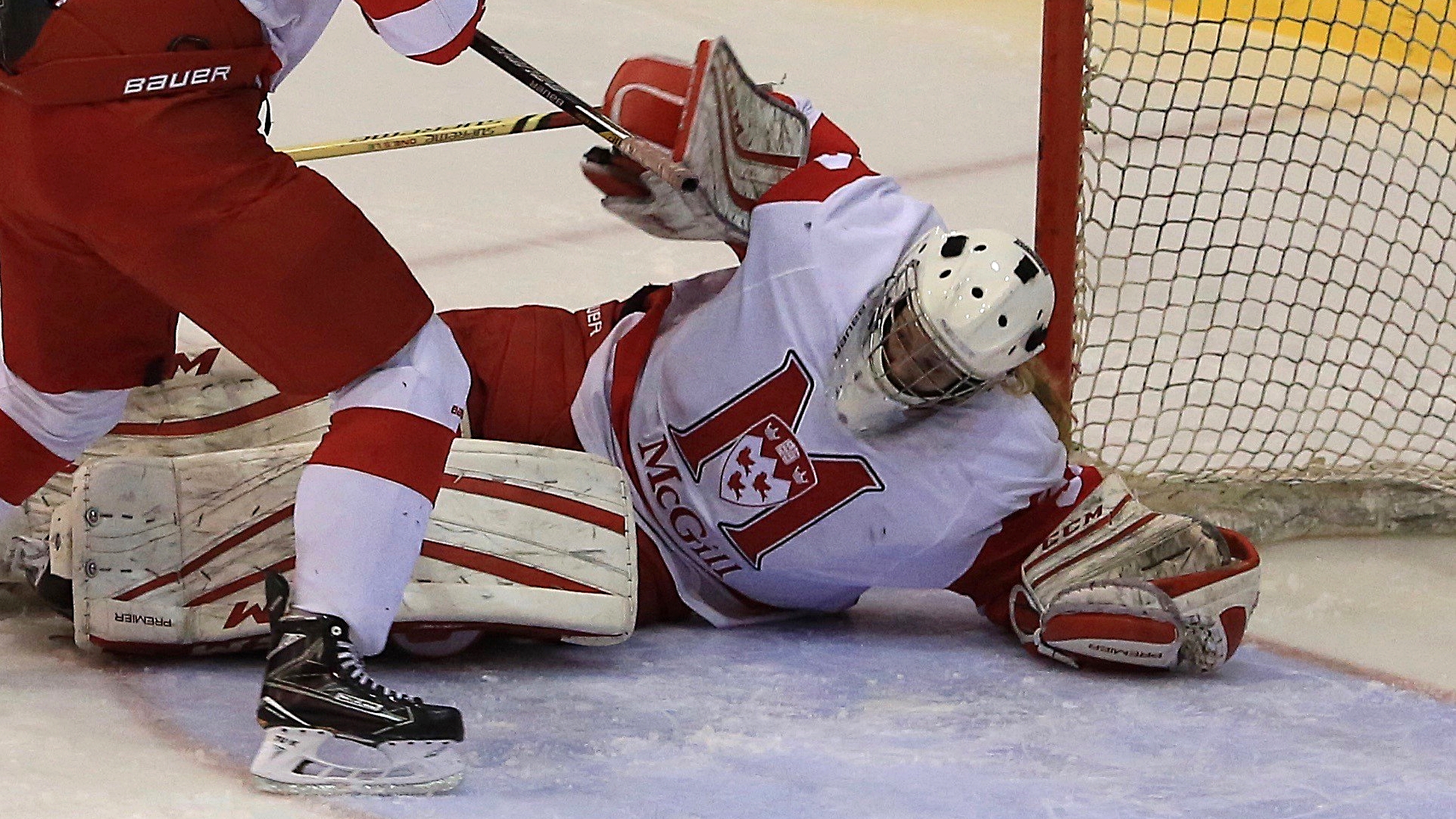 Top-ranked Carabins crumble as Deguire dominates in hometown showdown ...