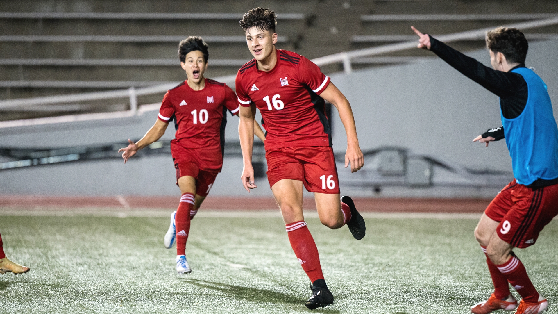 Gallant Gulli gets going, scores winner as Redbirds stun No. 8 ...