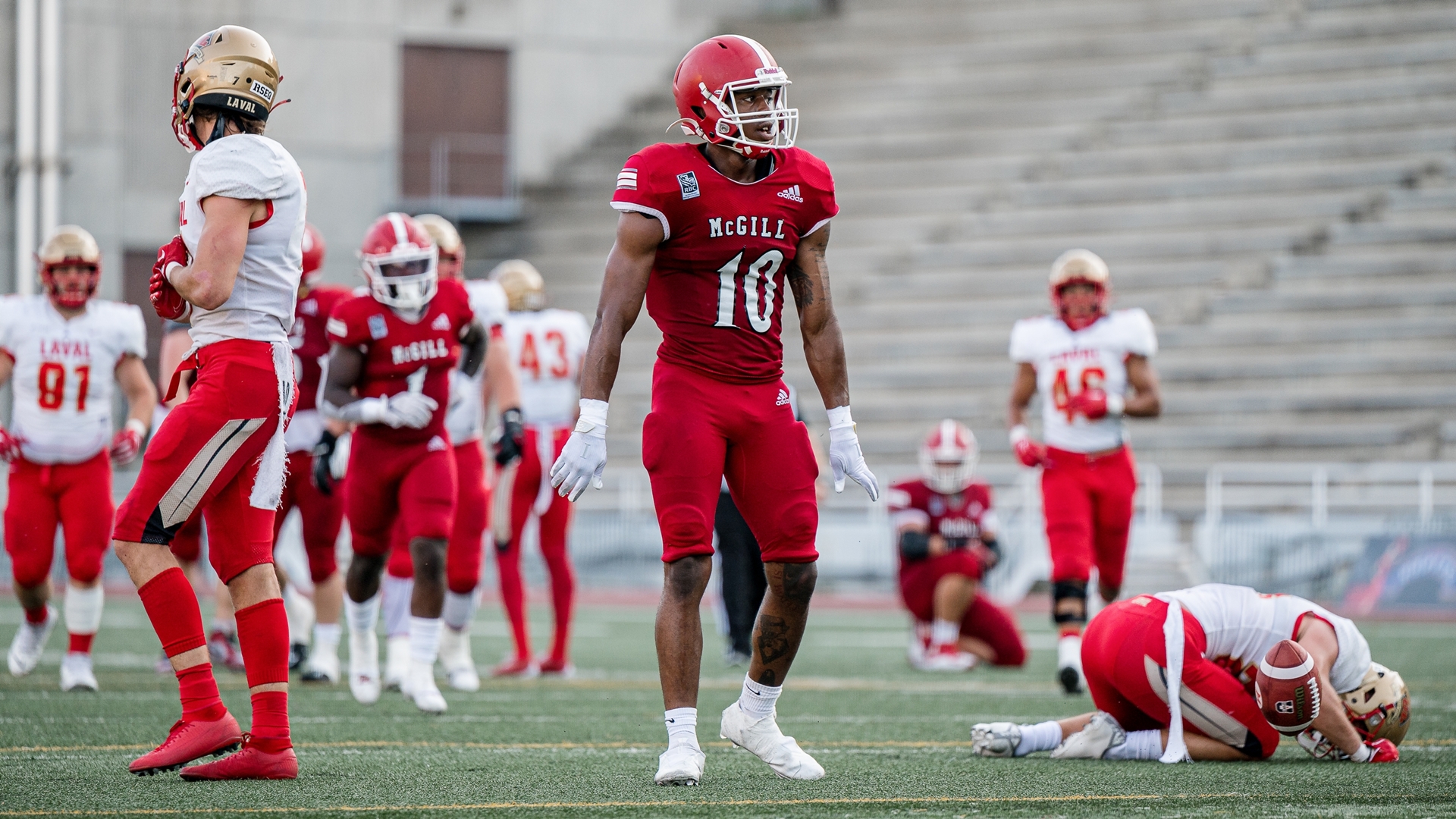 Turnovers costly as football Redbirds stumble in Sherbrooke - McGill ...