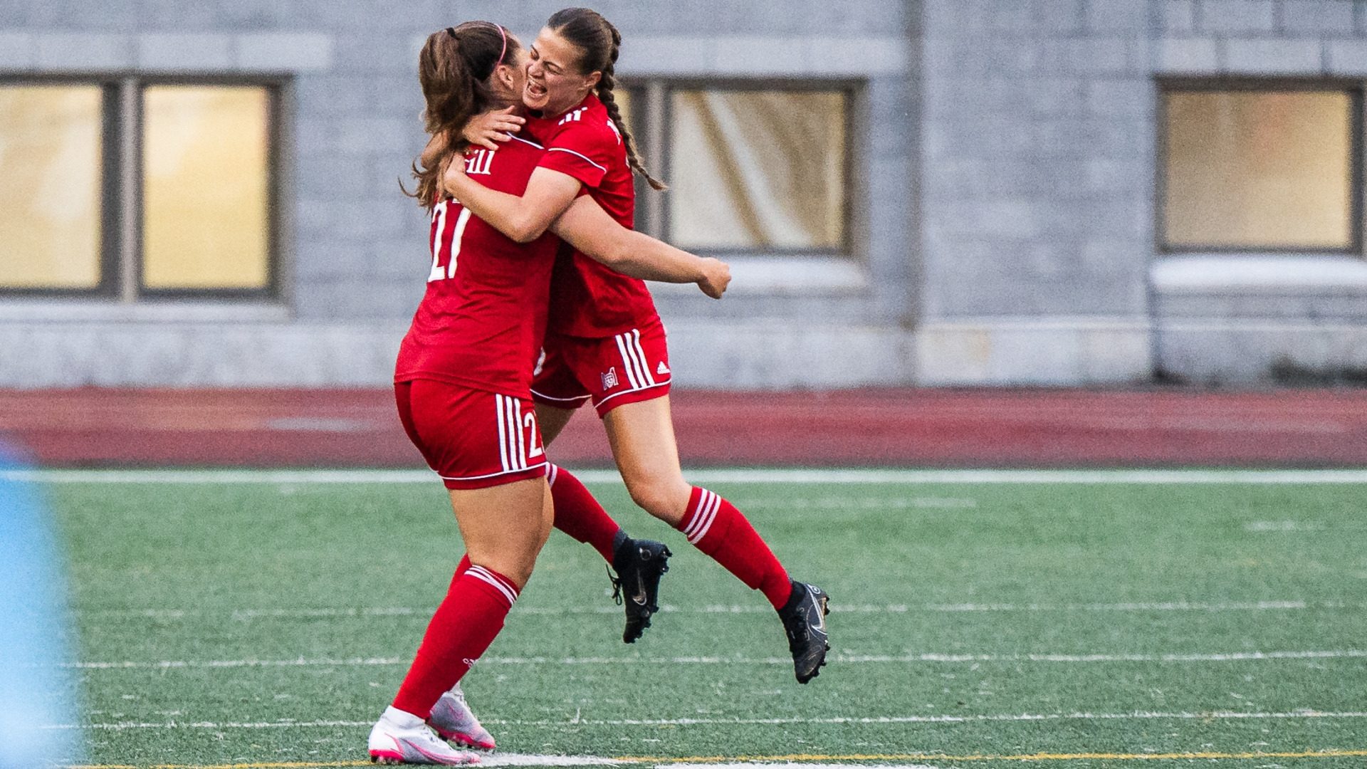 Lavoie nets winner, Guilmette gets goose-egg as Martlets begin 39th ...