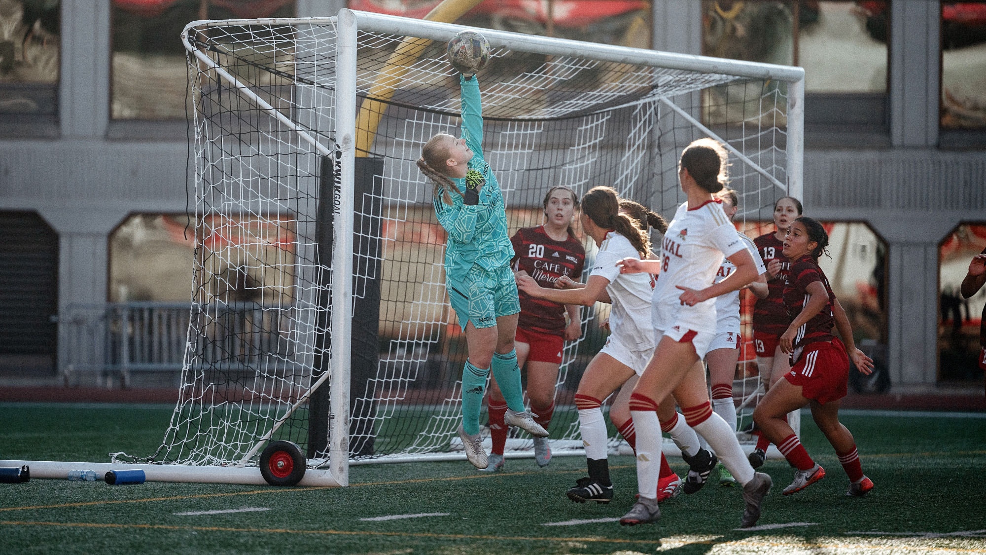 Soccer's Fortin and football’s Dellifraine named McGill athletes of the ...