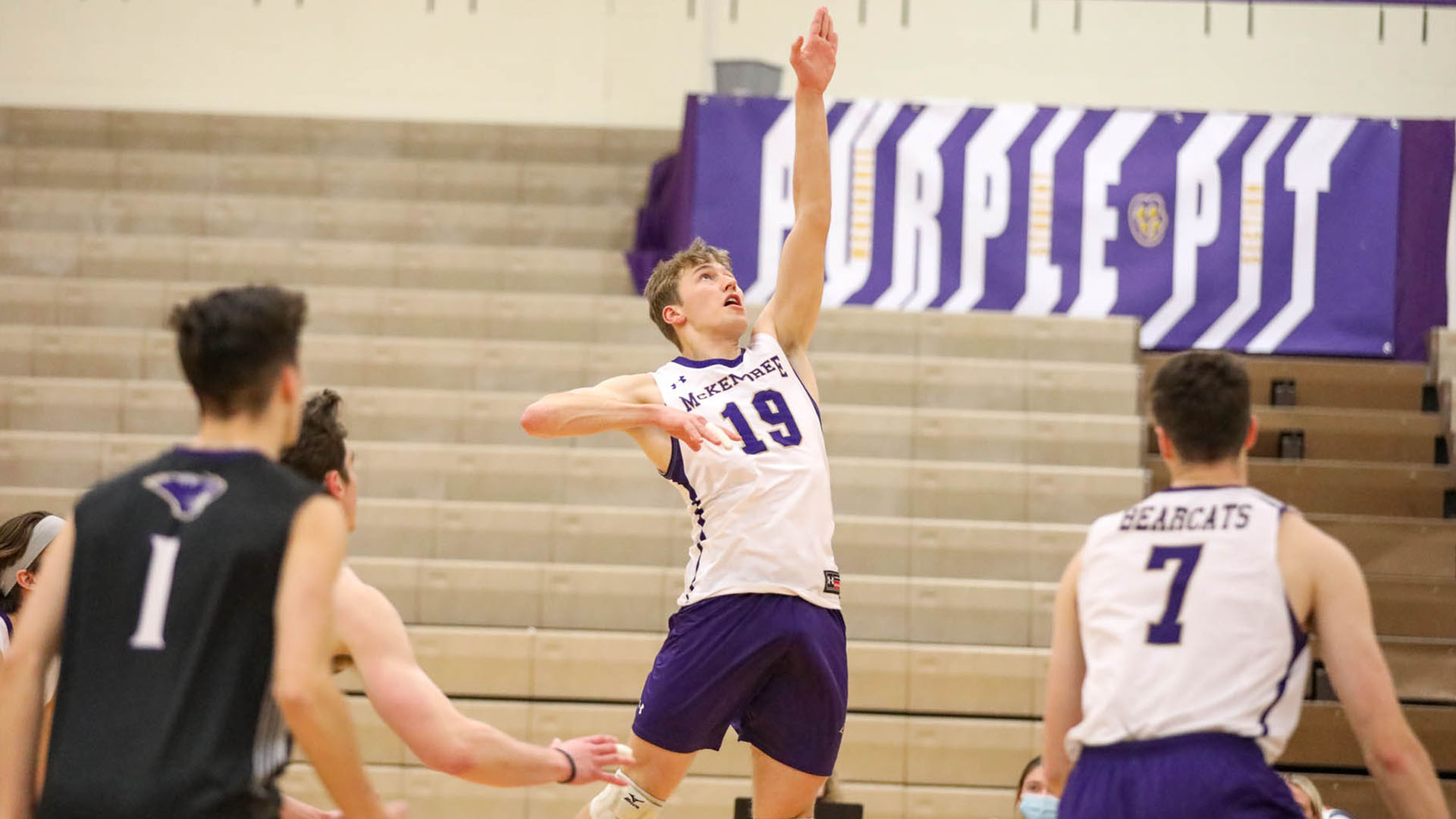 Men's Volleyball Opens Season with Setback to BYU, Faces UC-Irvine on ...