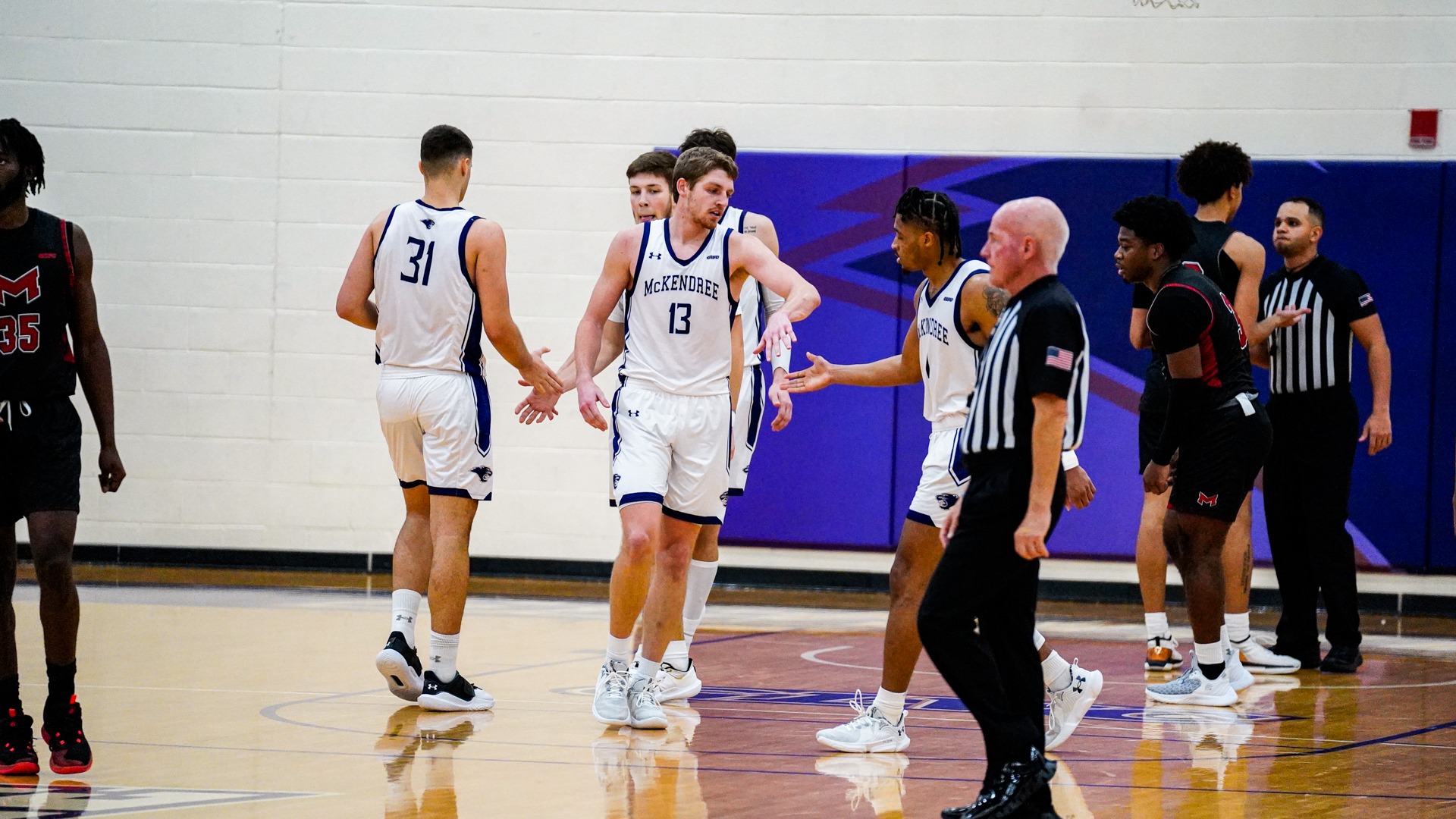 Bultman Racks Up 32 as Men's Basketball Bests Rockhurst on the Road ...