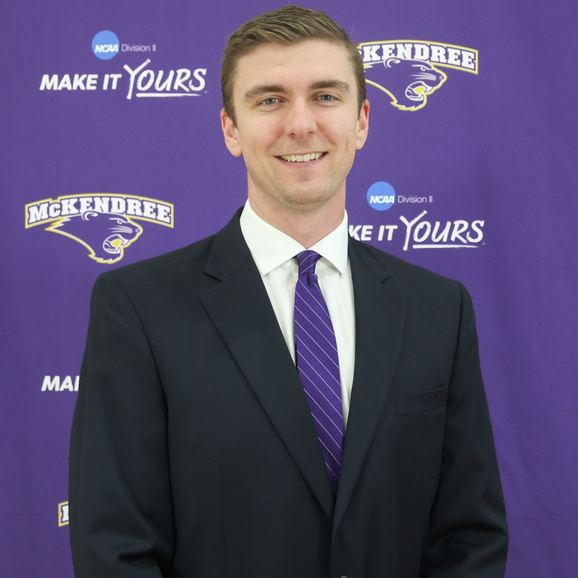 George Suggs - Head Men's Basketball Coach - Men's Basketball Coaches ...