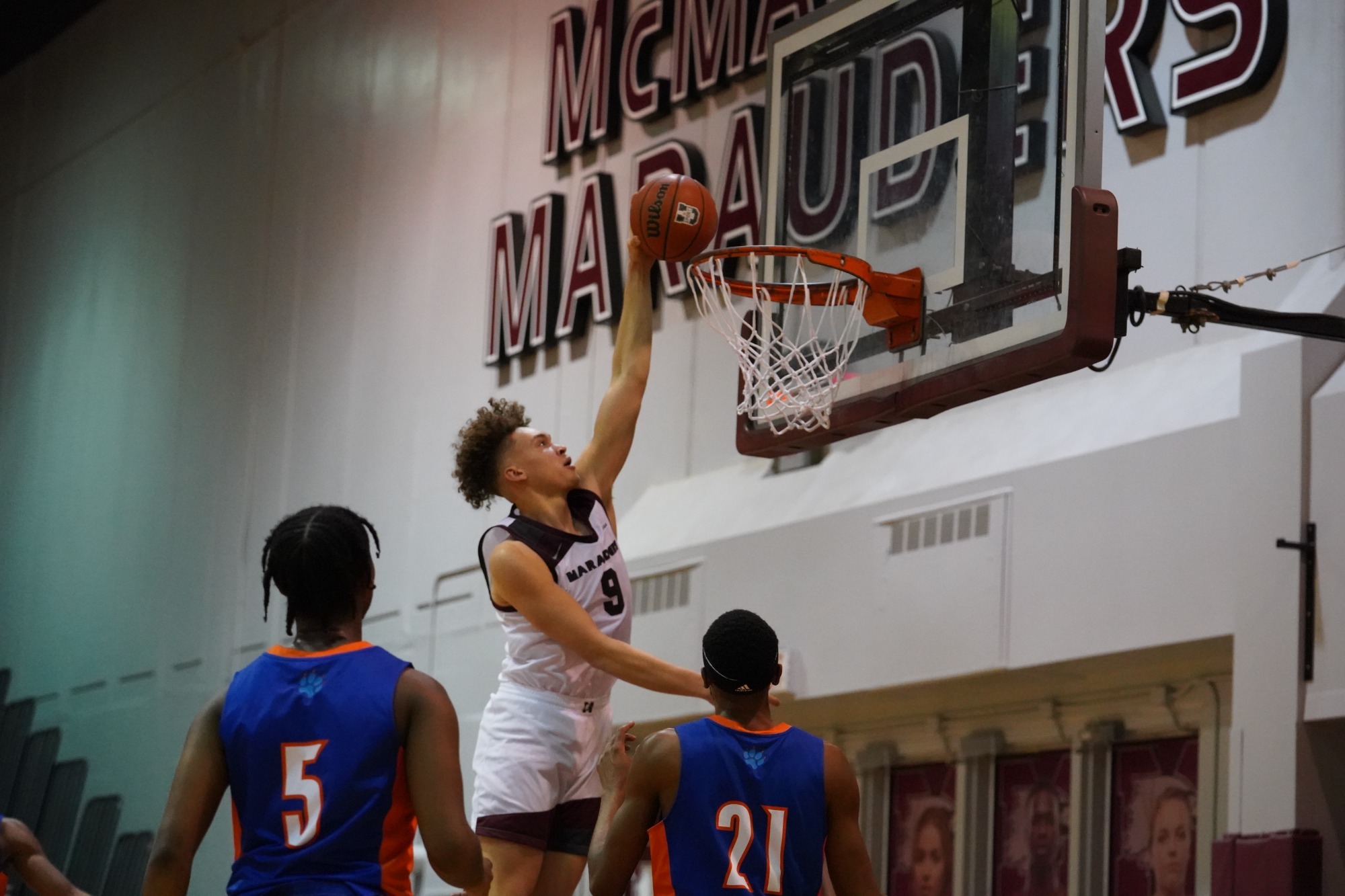 Marauder men to take on Voyageurs and Lakers this weekend - McMaster ...